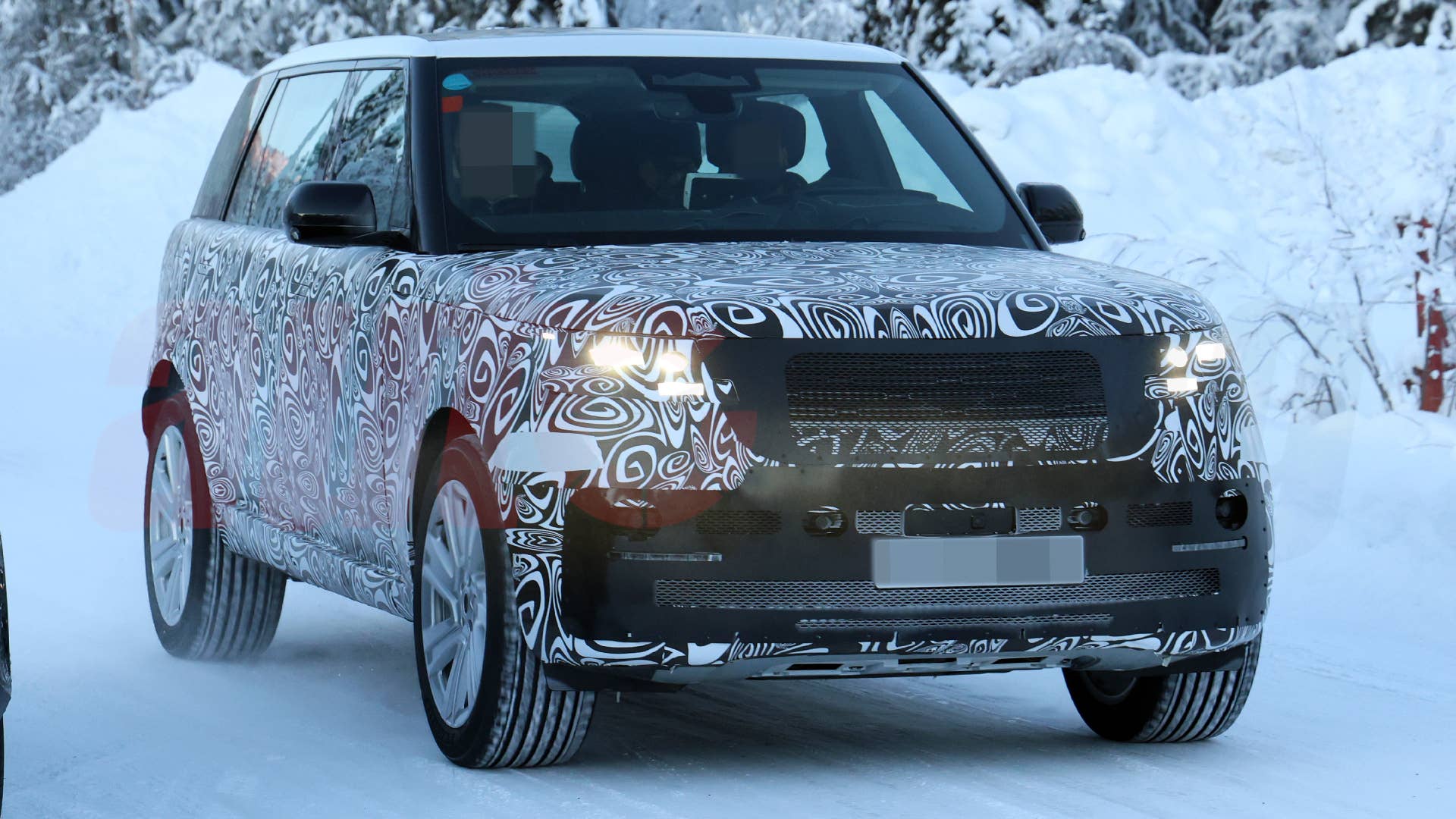 Range Rover Finally Gets a New Face for 2027 - Autoblog