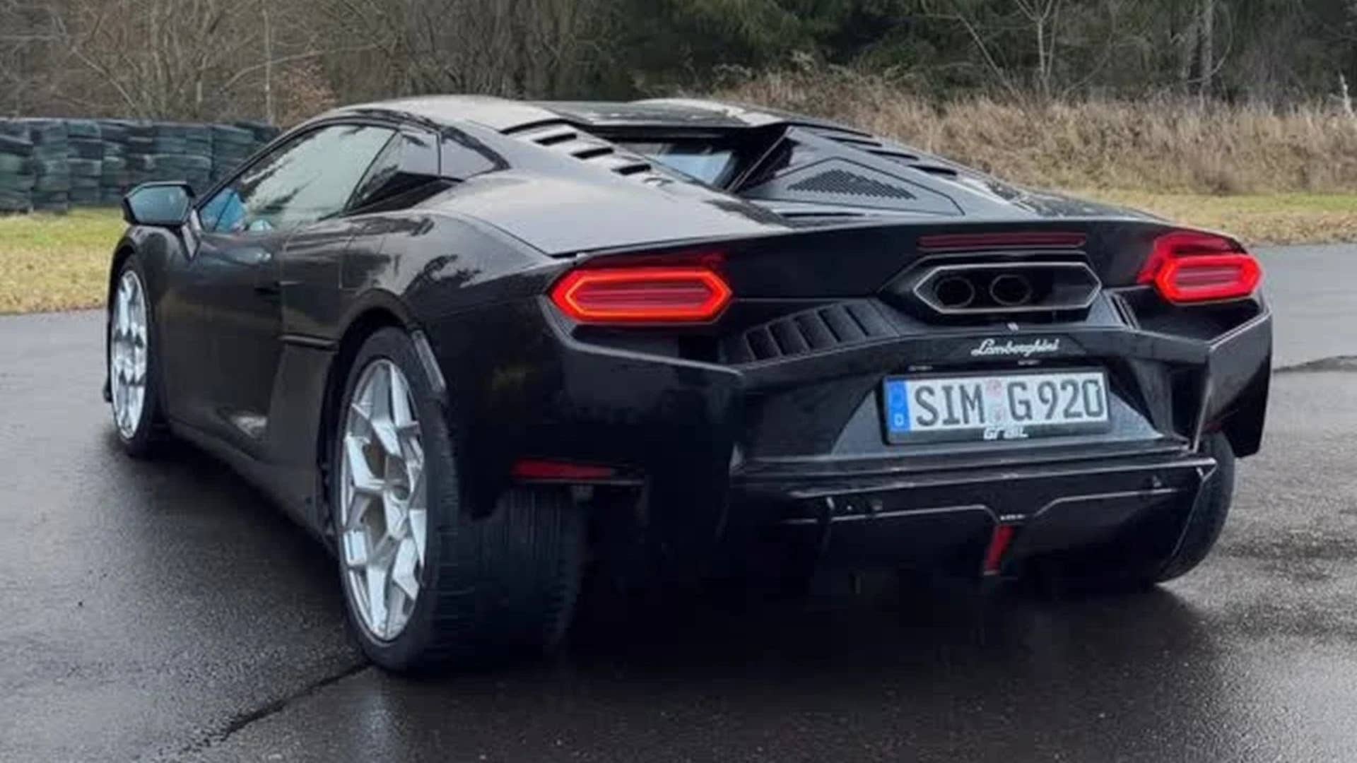 Listen to the World’s First Straight-Piped Lamborghini Temerario Scream ...