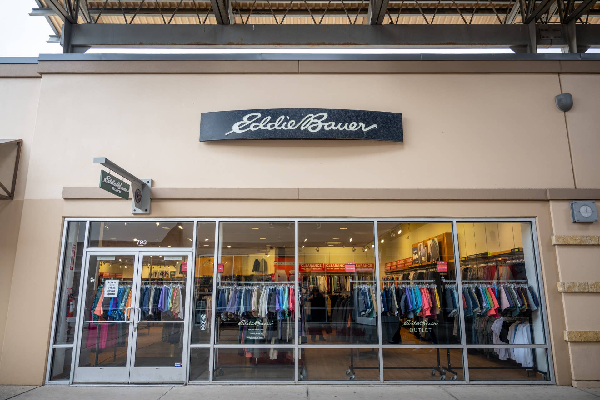 Eddie Bauer May Be Closing, But it Leaves Behind a Legacy with Ford ...