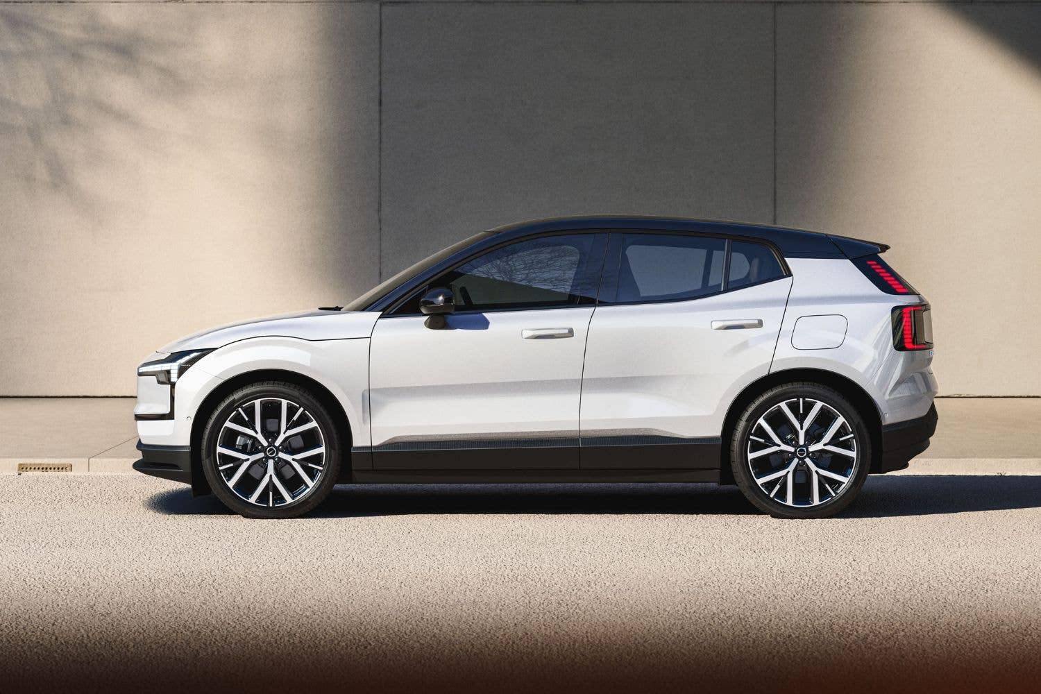 Volvo Promises New Sub-$40k EV for America in 2027 - Autoblog