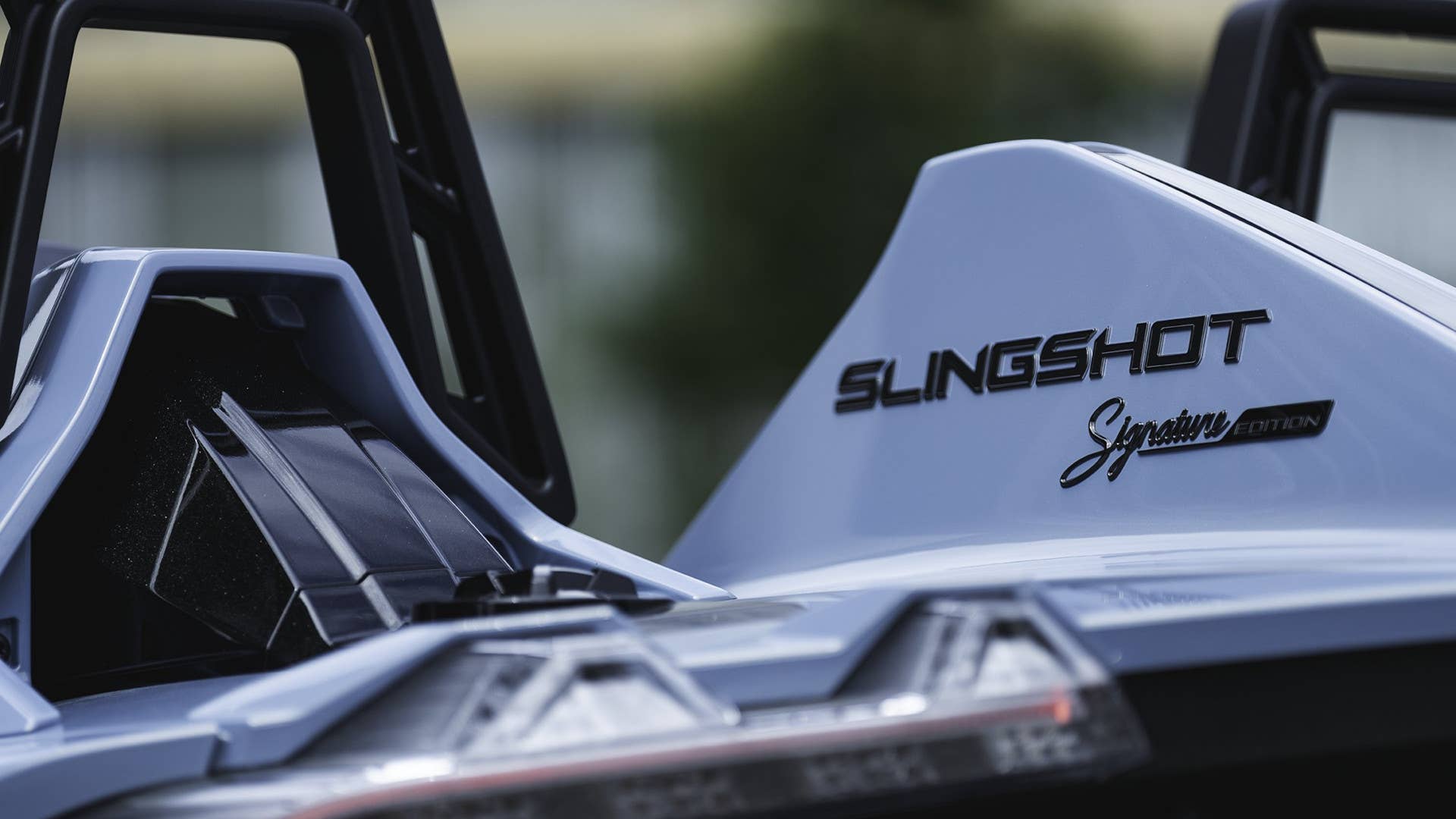 2026 Polaris Slingshot Signature Edition Makes Bare-Bones Three ...
