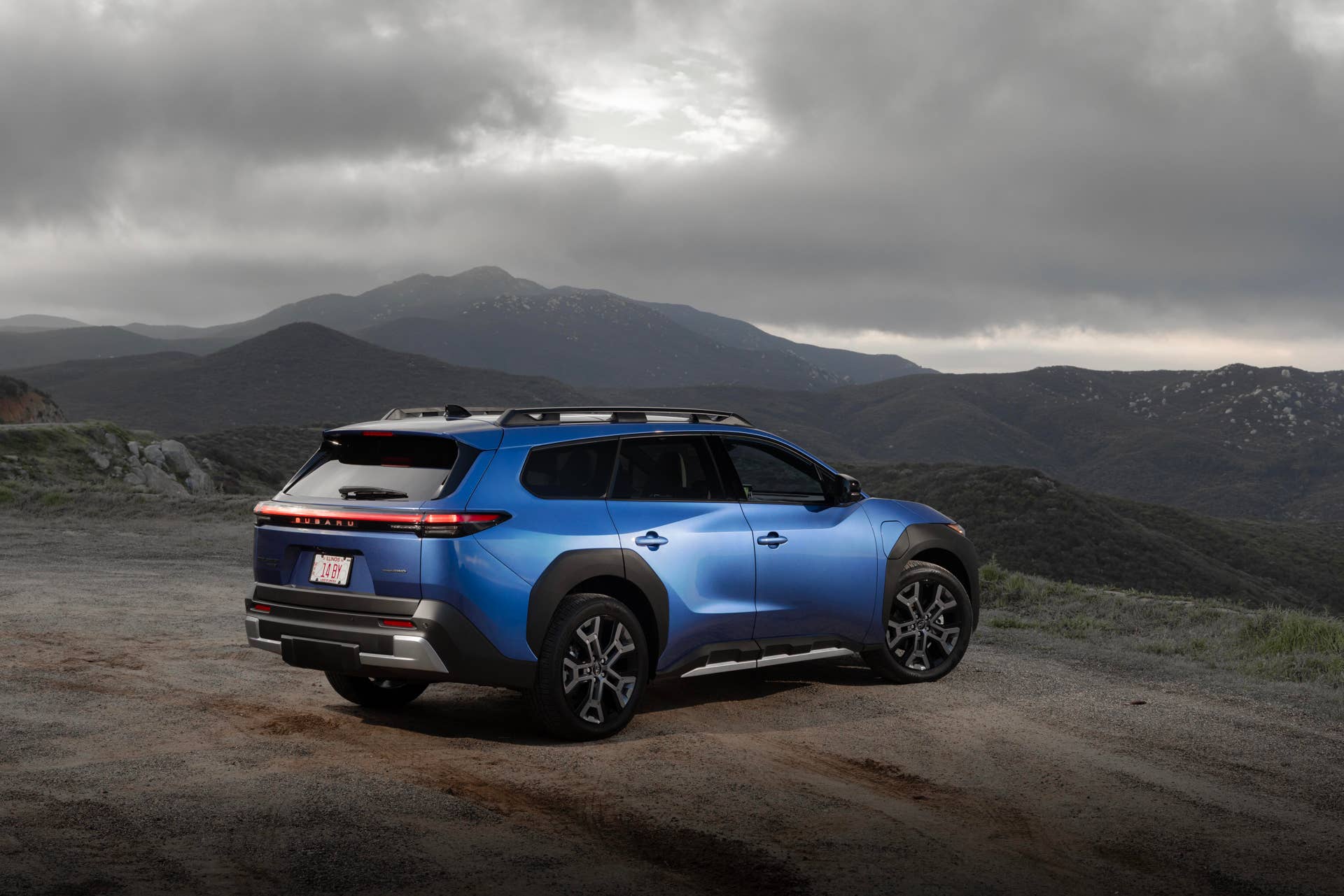 2026 Subaru Outback vs 2026 Subaru Trailseeker: I Drove Both Adventure ...