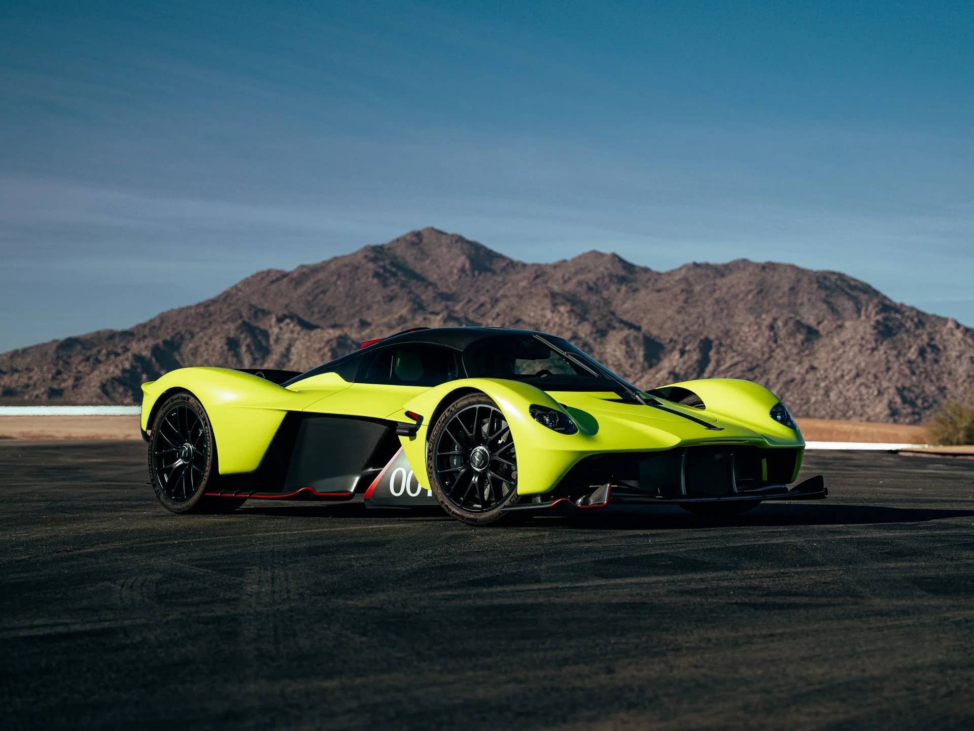 Seven Aston Martin Valkyrie Owners Should Avoid Track Days For Now ...