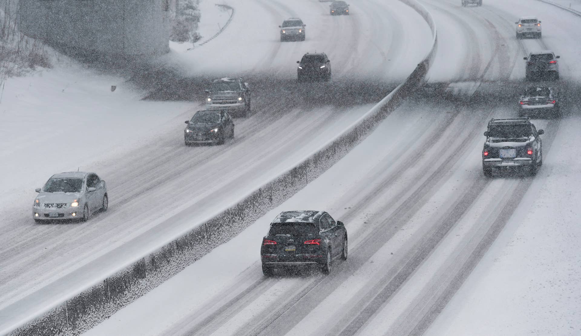Major Winter Storm Warning: Massive snowfall and 80 mph winds forecast ...