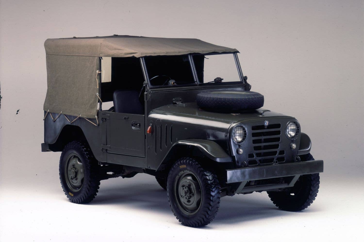 Alfa Romeo Built a Military Jeep in the 1950s — Meet the Matta - Autoblog