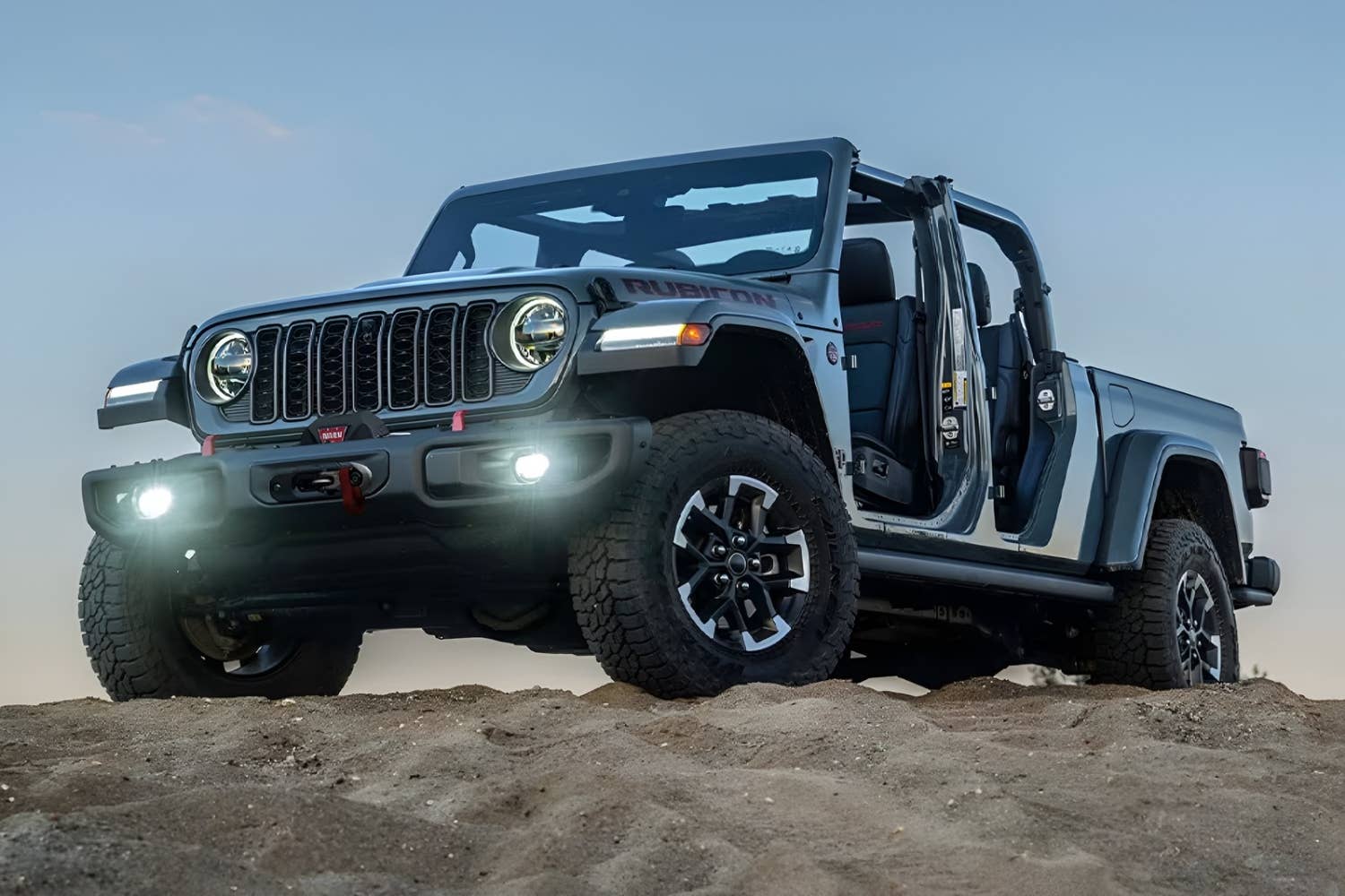2026 Jeep Gladiator Review, Specs, Pricing, and Warranty - Autoblog