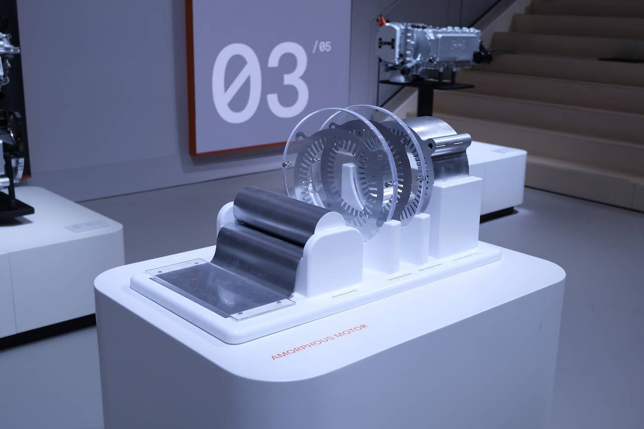 New Hybrid Motor Claims 98.2% Efficiency by Using a Different Steel ...