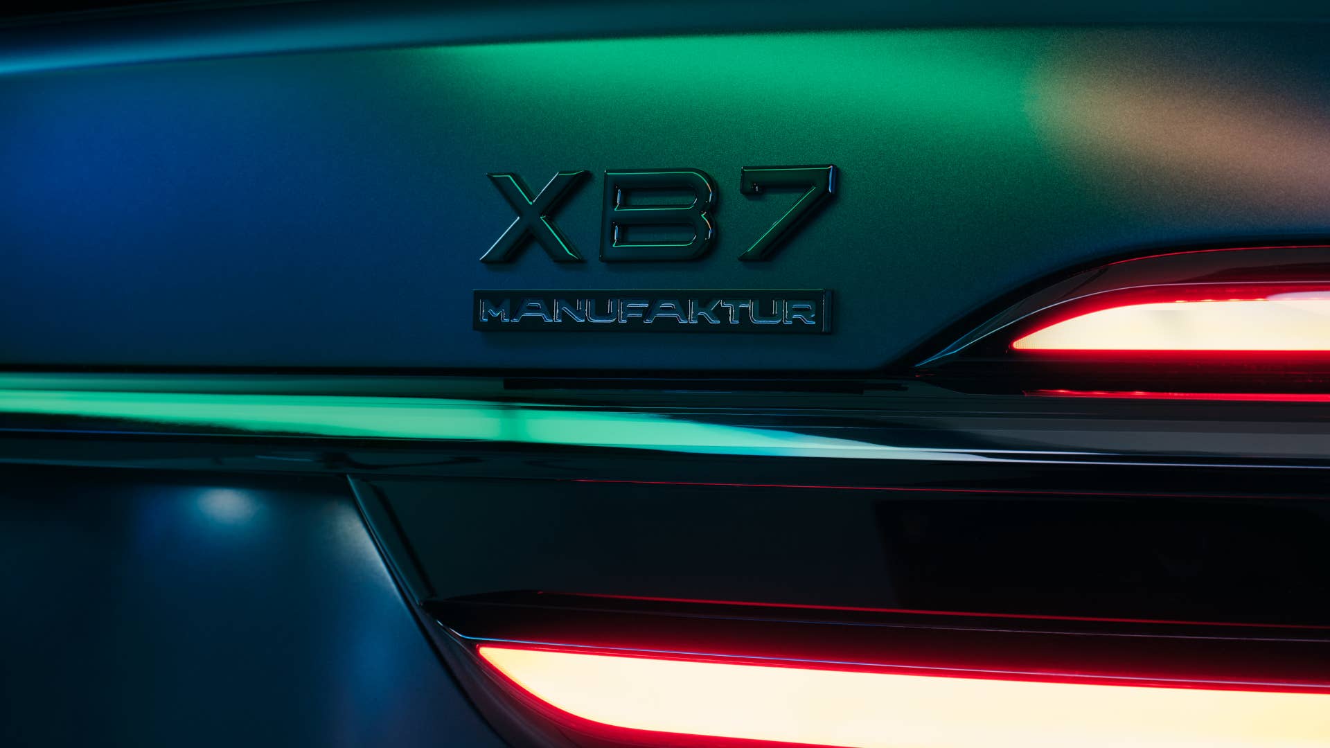 2026 BMW Alpina XB7 Manufaktur Revealed As the End of an Era - Autoblog