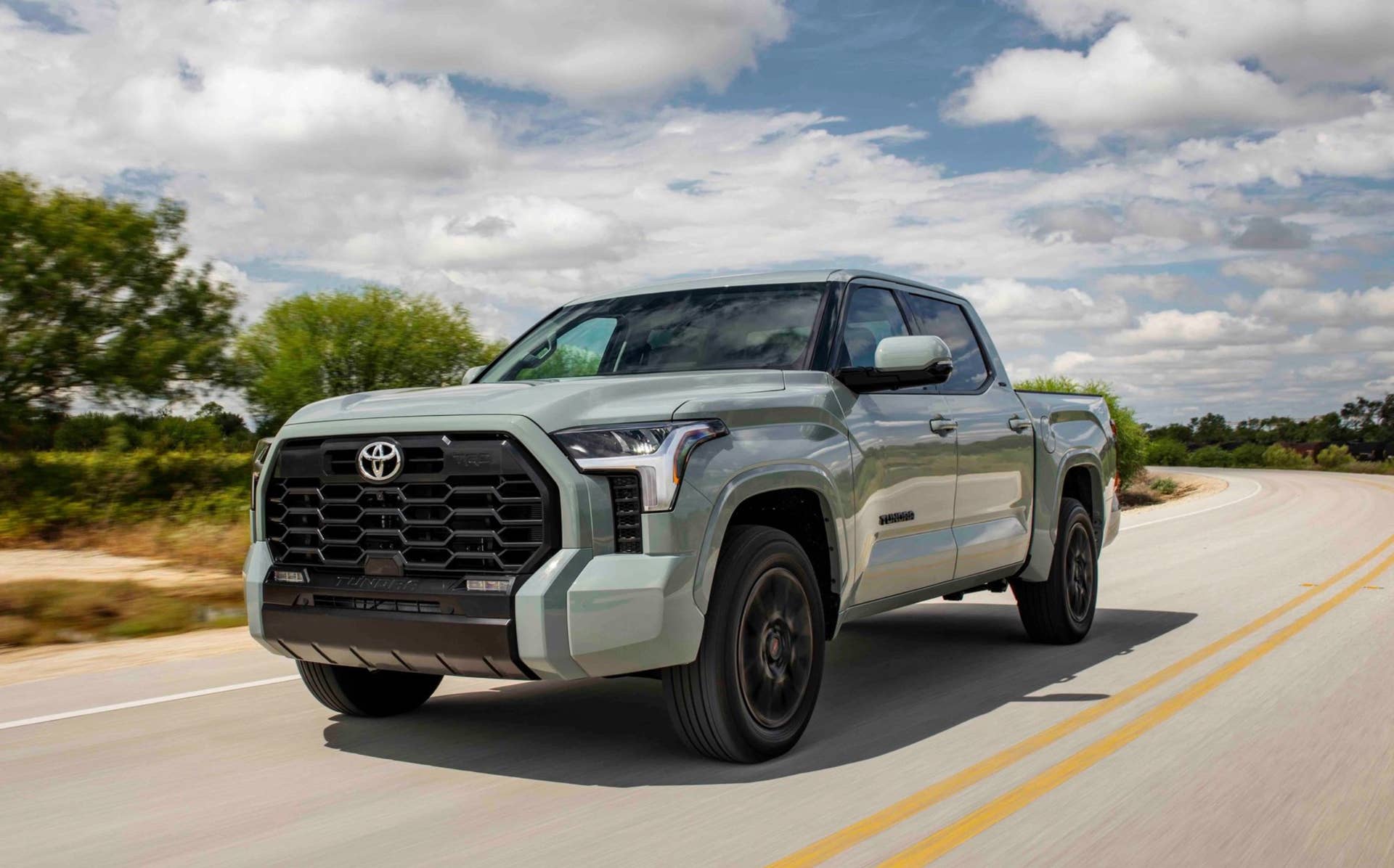 Toyota Drops Two New 2026 Tundra Lease Deals For March - Autoblog