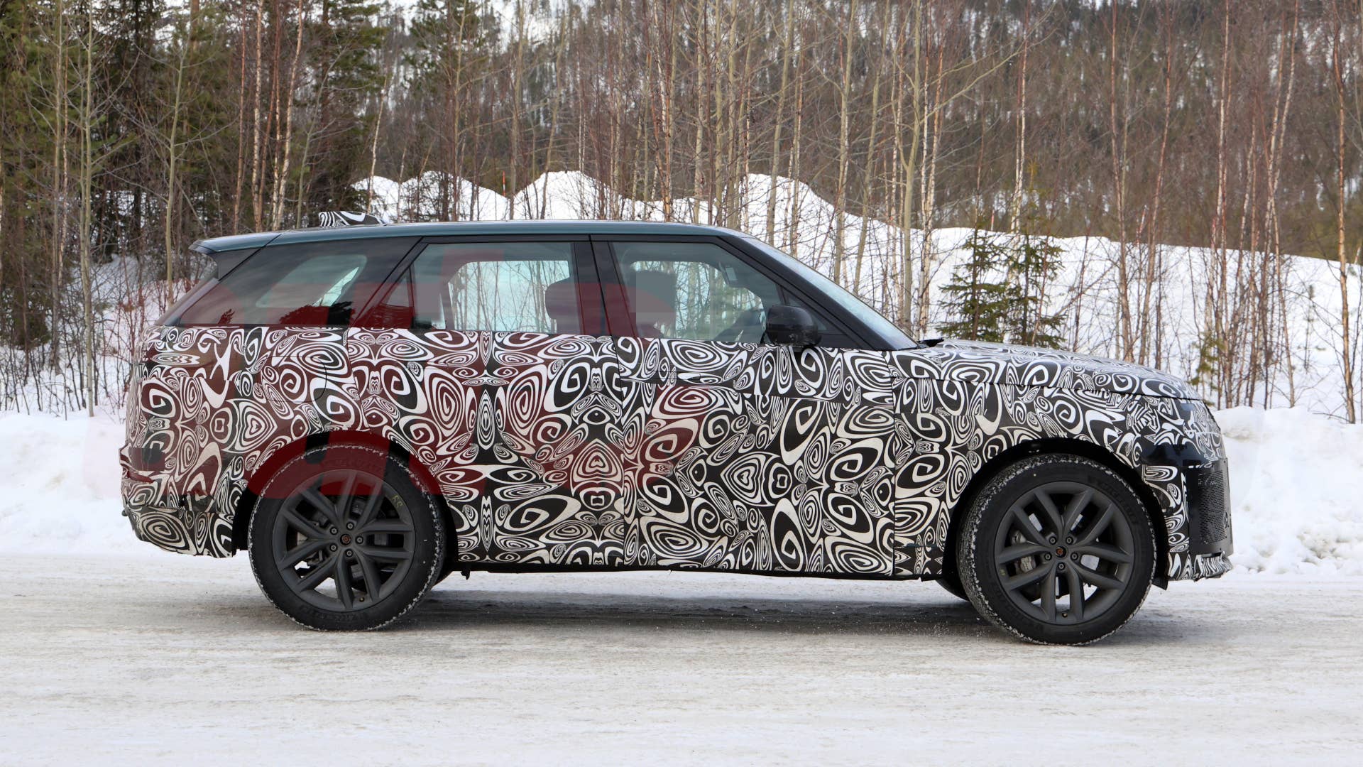 SPIED: The 2027 Range Rover Sport Is Getting a New Look - Autoblog