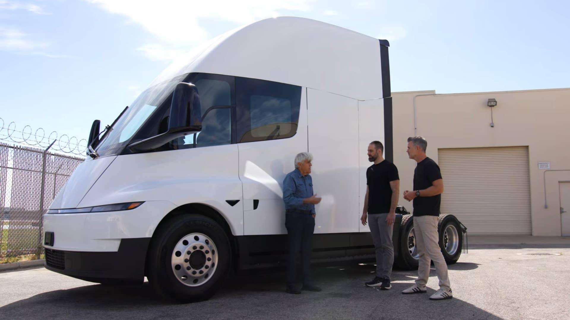Jay Leno Drives Tesla Semi With Battery Designed to Last 1 Million ...