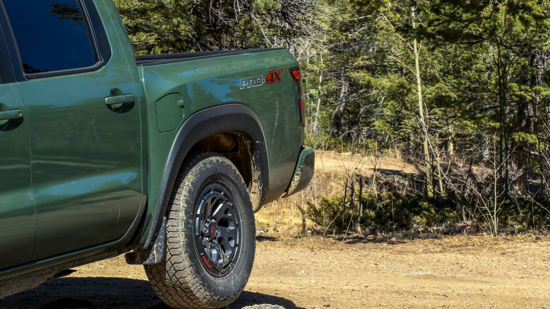 I Drove The 2025 Nissan Frontier Pro4X Off-Road: Here's How It Did ...