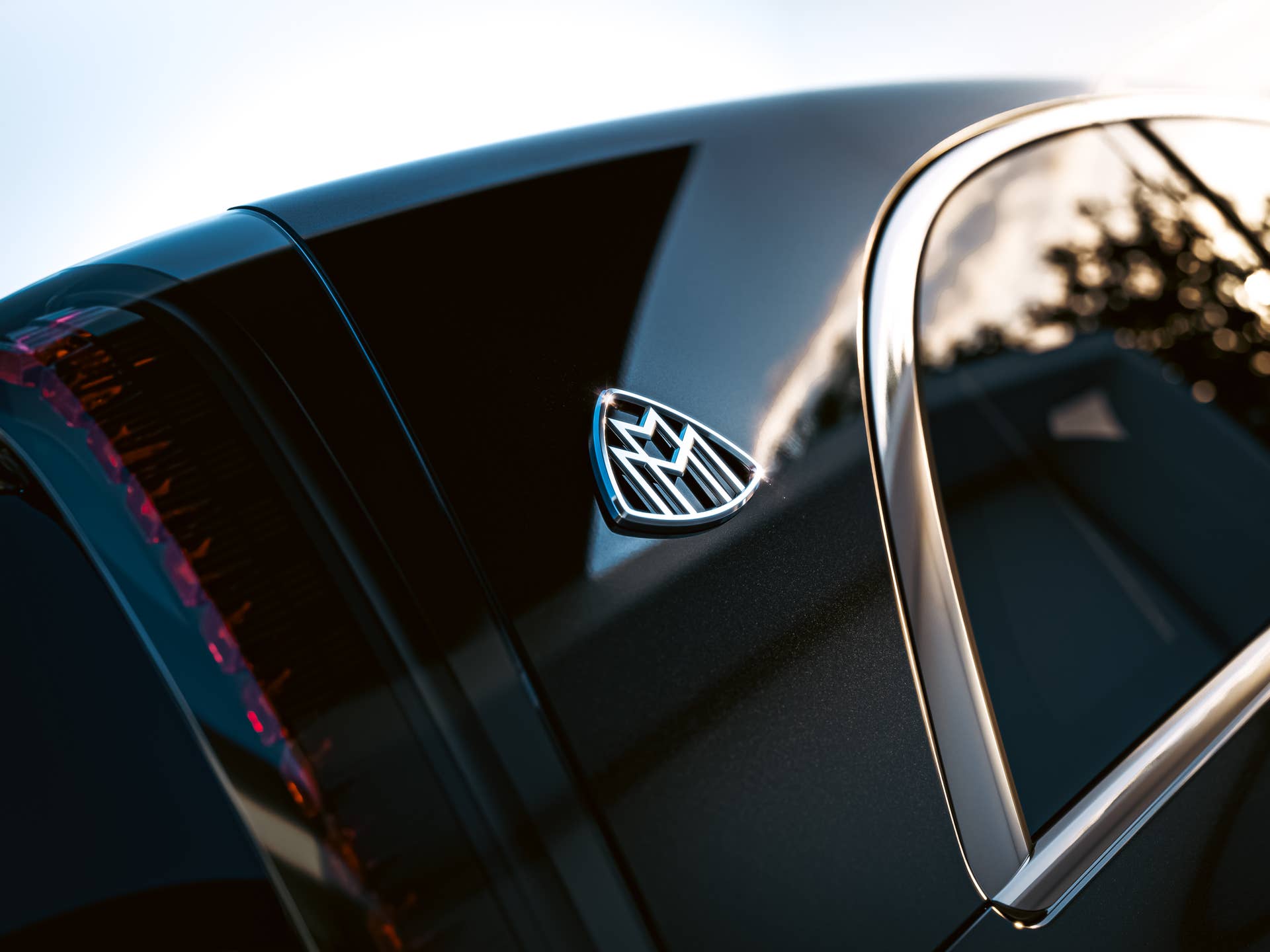 Mercedes-Maybach Is Building a $200,000 Luxury Minivan - Autoblog
