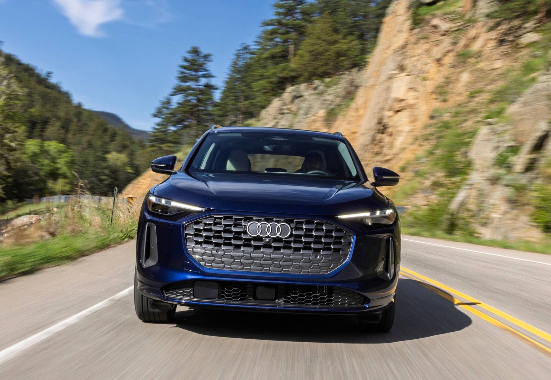 Audi Q5 2025 vs 2026: Which Model Should You Buy? - Autoblog