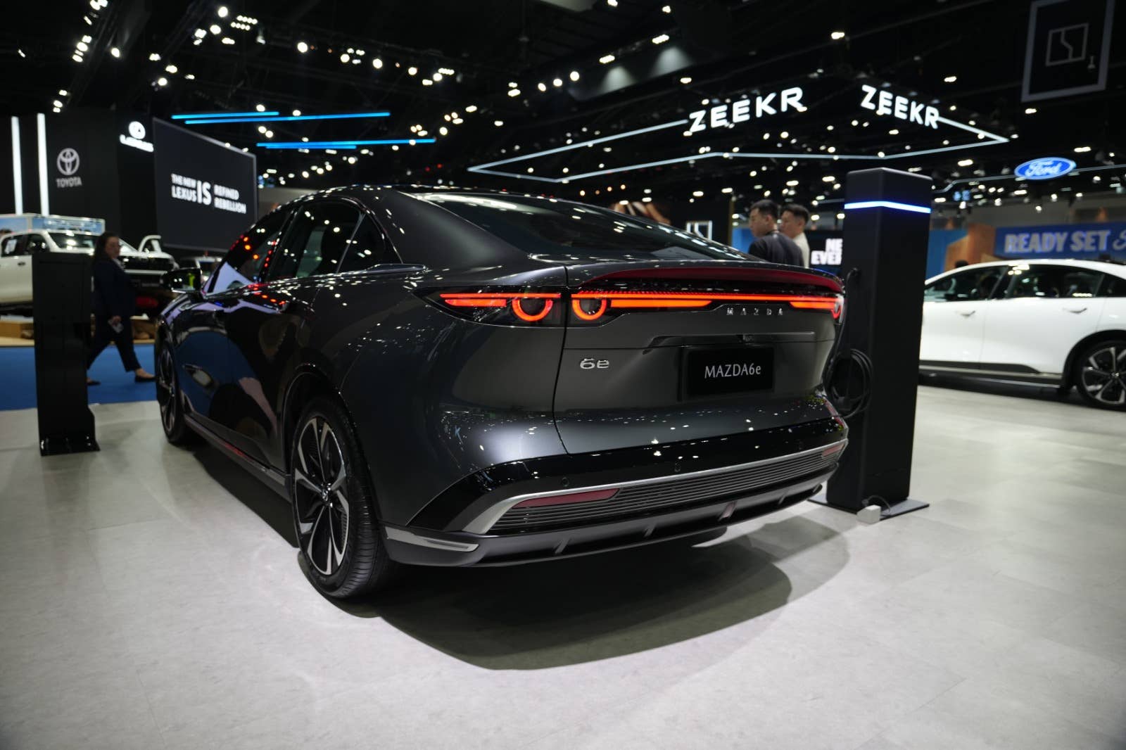 Mazda 6e First Look: Not the Mazda You Expect - Autoblog