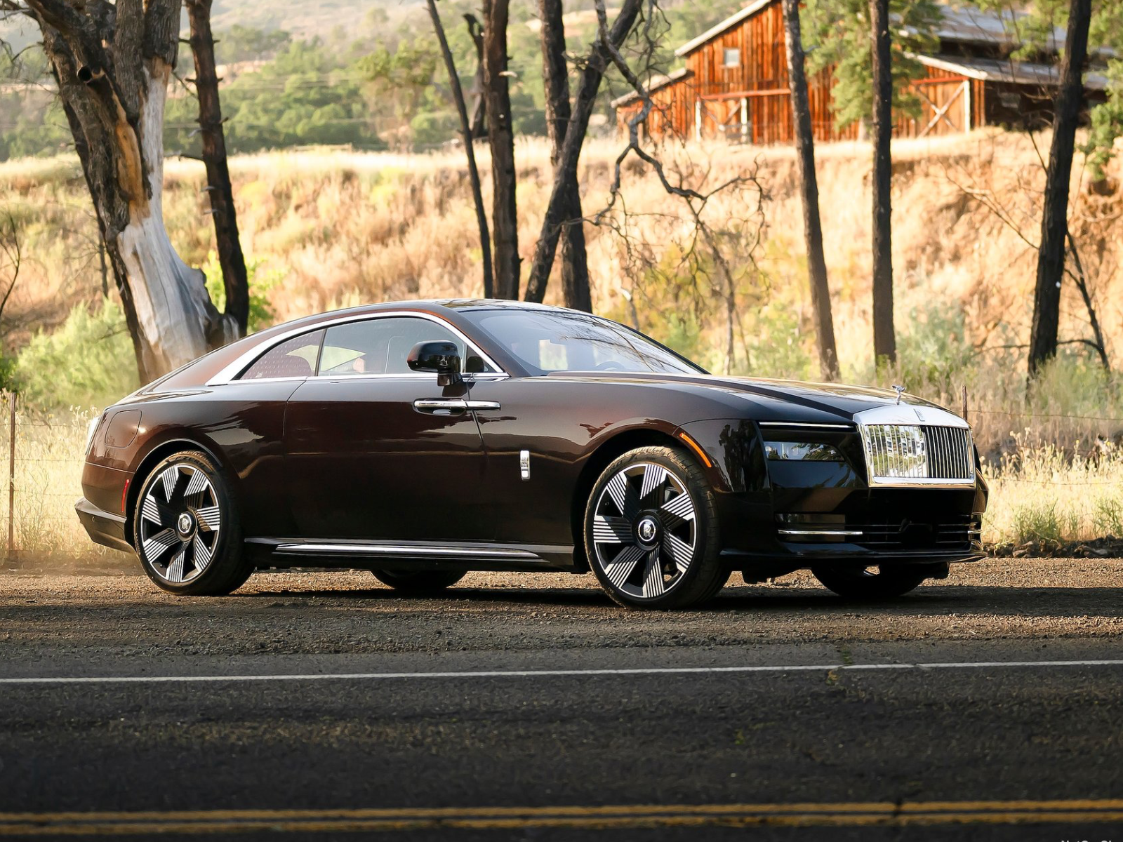 Rolls-Royce Is Protecting Buyers From Rising Interest Rates - Autoblog