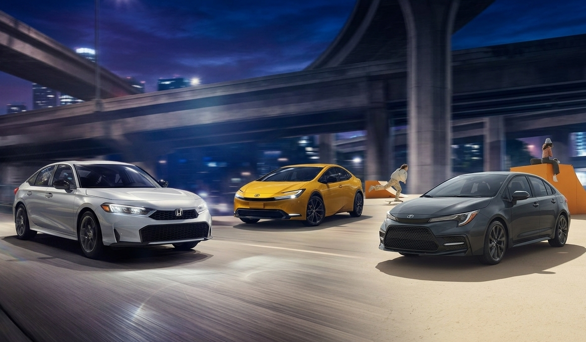 Honda Civic vs. Toyota Corolla vs. Toyota Prius: 5 Major Differences ...