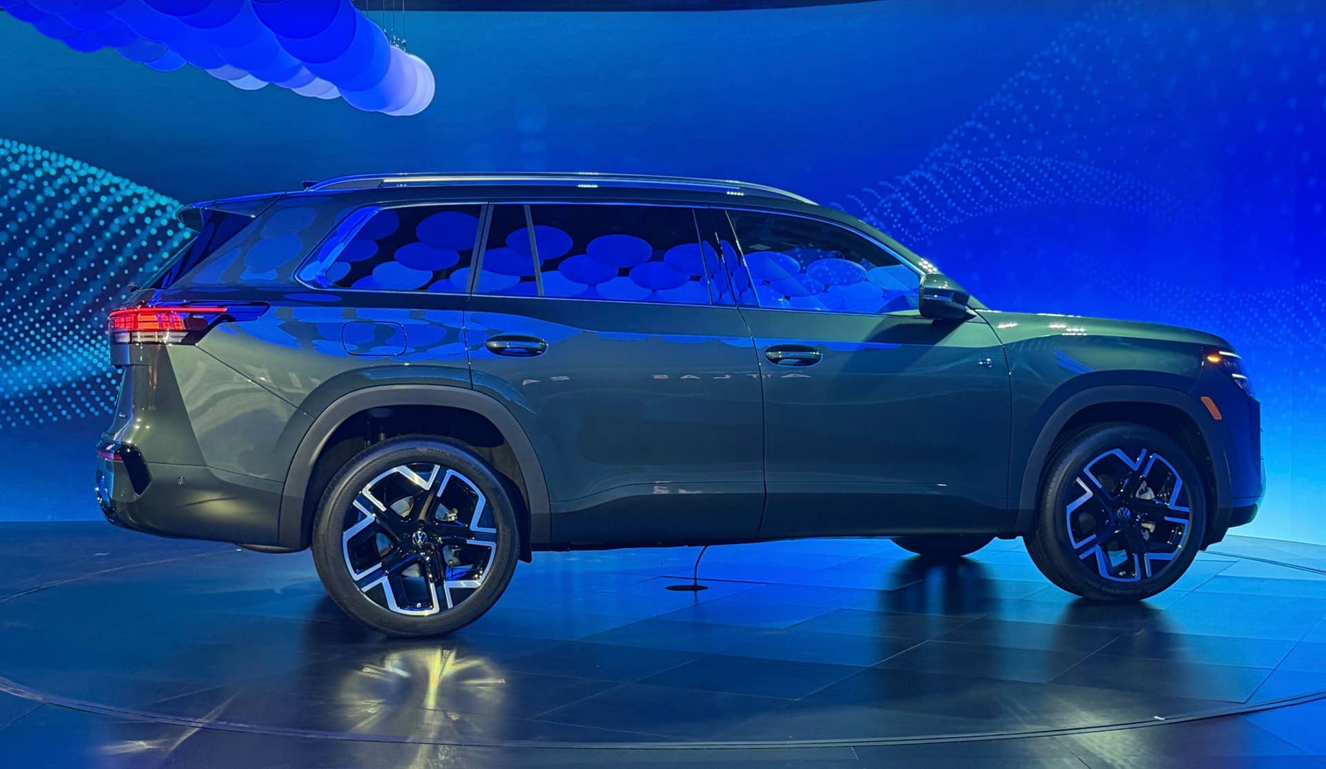 VW Atlas Hits 1 Million Units in the US as New Model Nears - Autoblog