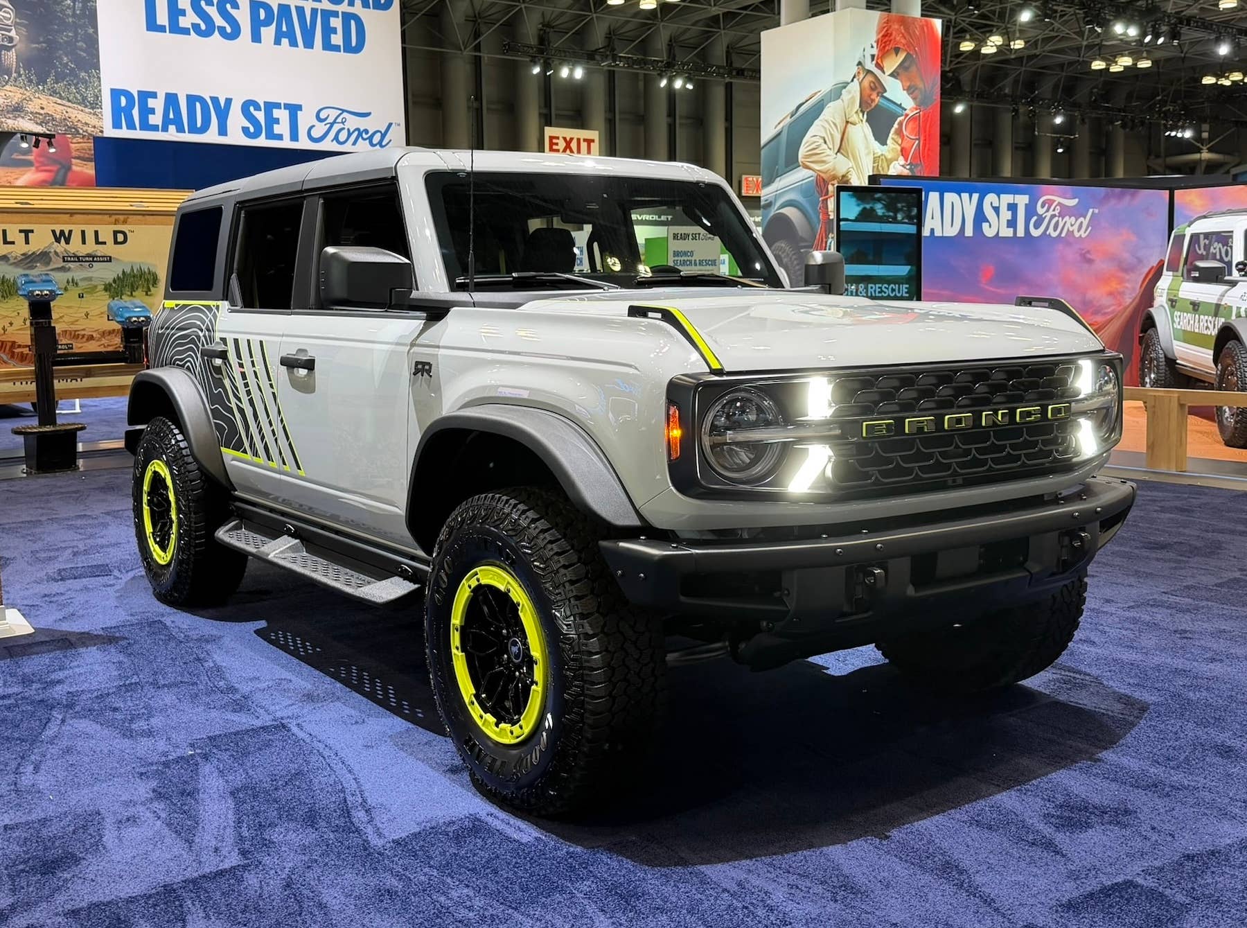 Ford Bronco RTR Up Close Looks Ready to Have Fun with the Raptor - Autoblog