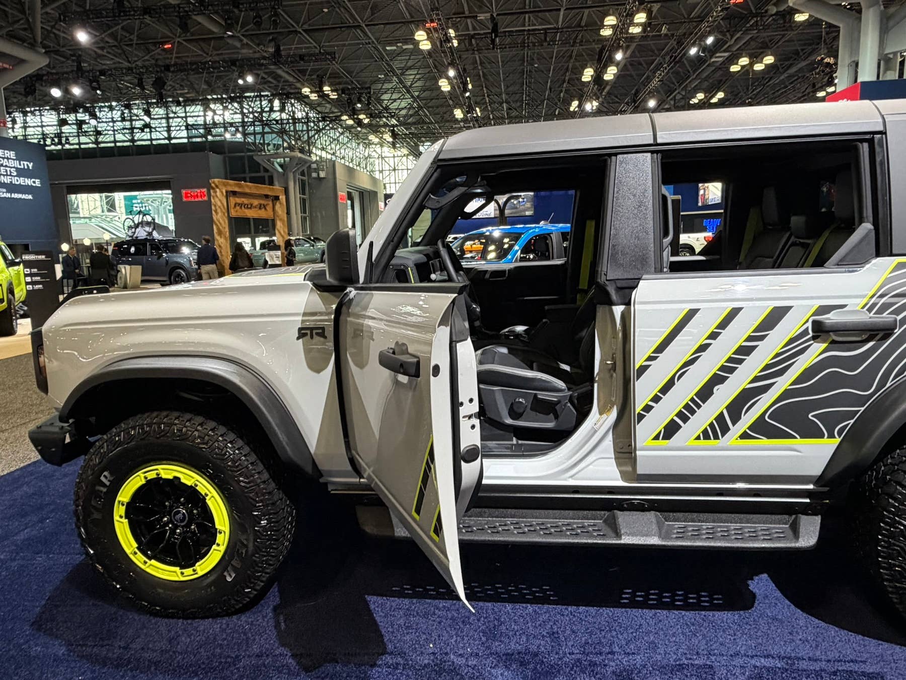 Ford Bronco RTR Up Close Looks Ready to Have Fun with the Raptor - Autoblog