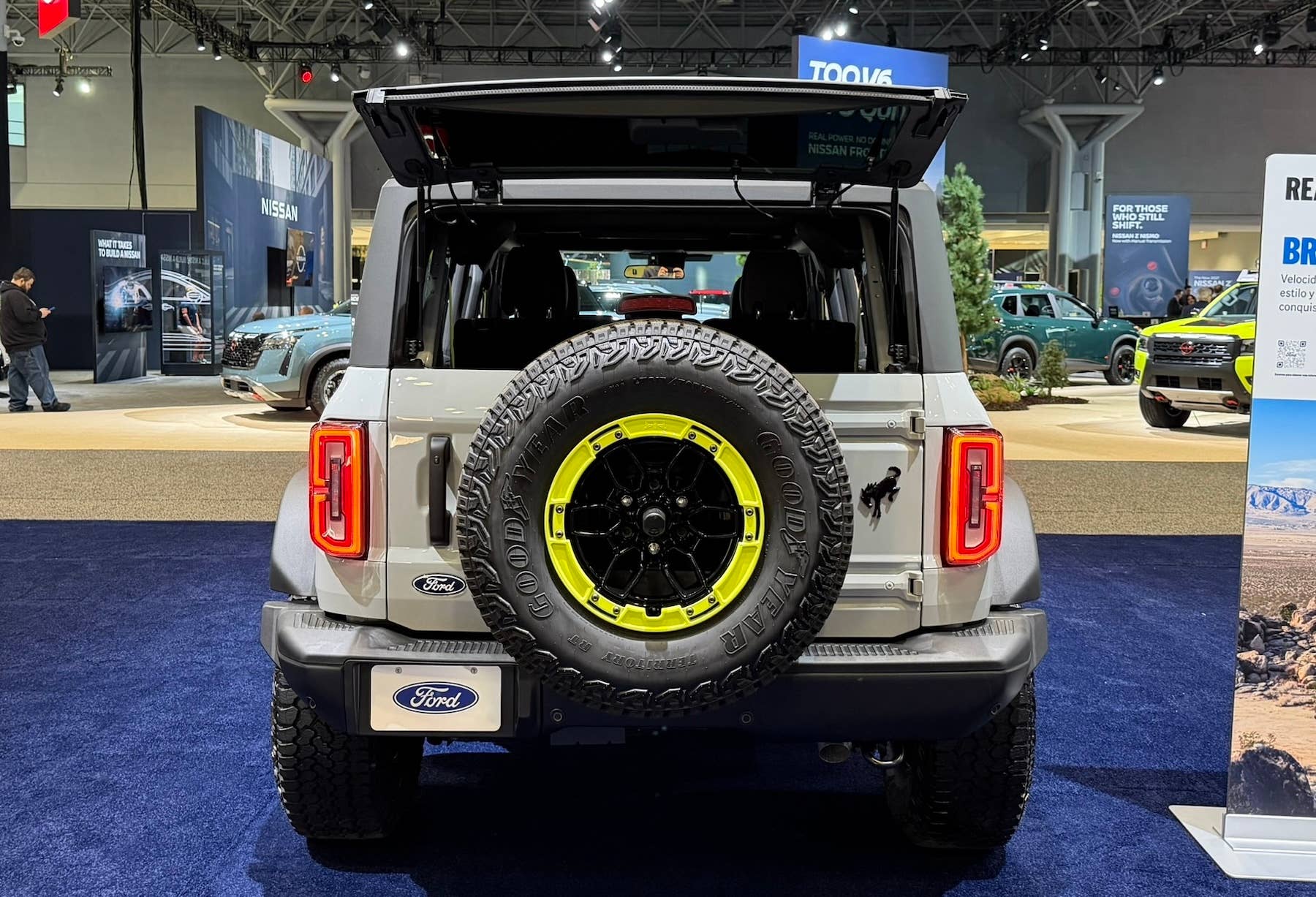 Ford Bronco RTR Up Close Looks Ready to Have Fun with the Raptor - Autoblog