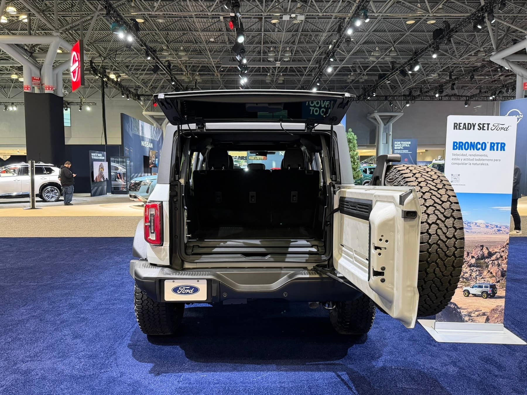 Ford Bronco RTR Up Close Looks Ready to Have Fun with the Raptor - Autoblog