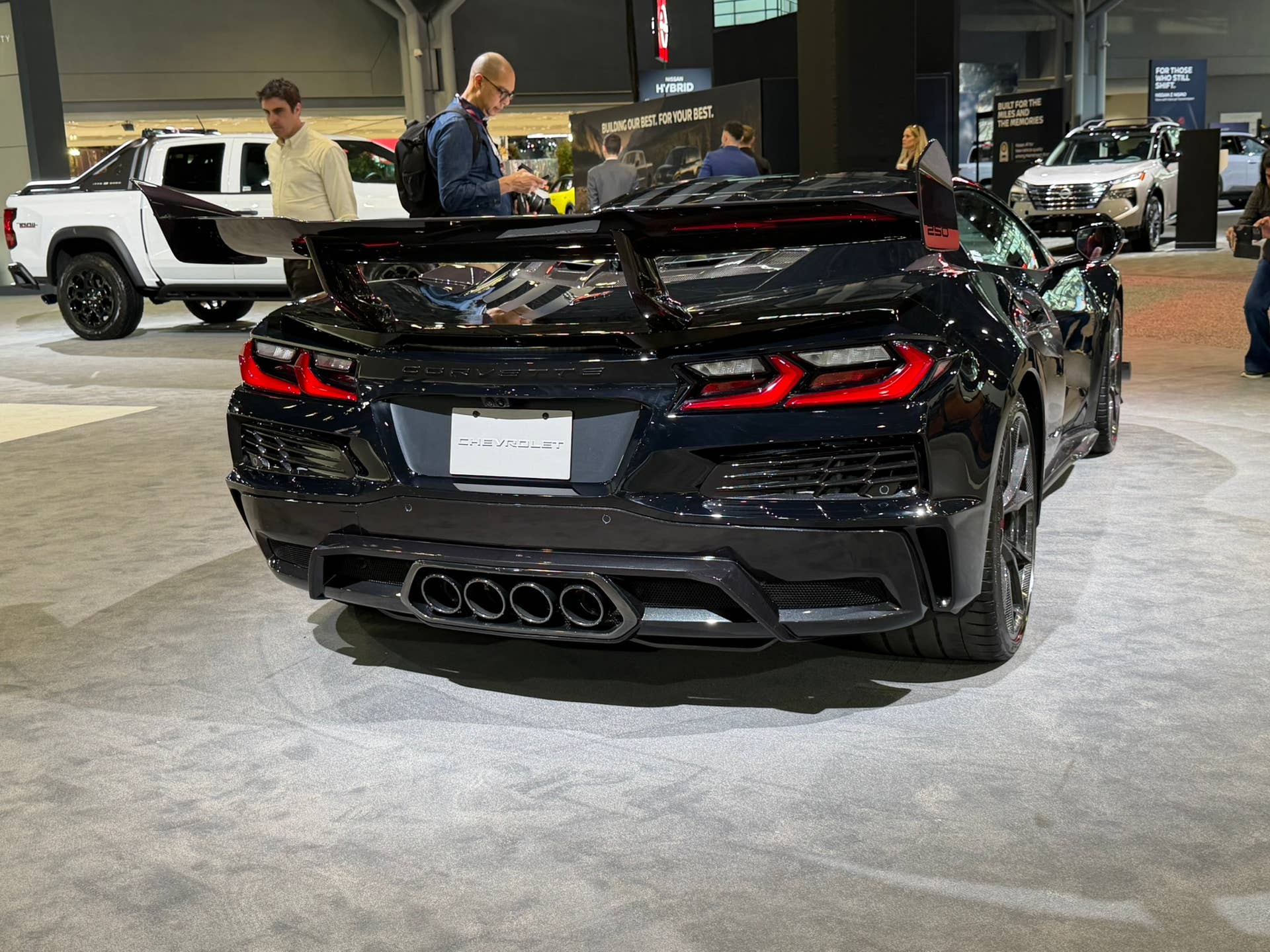 Chevy Built a Corvette ZR1X to Celebrate America’s 250th Birthday ...