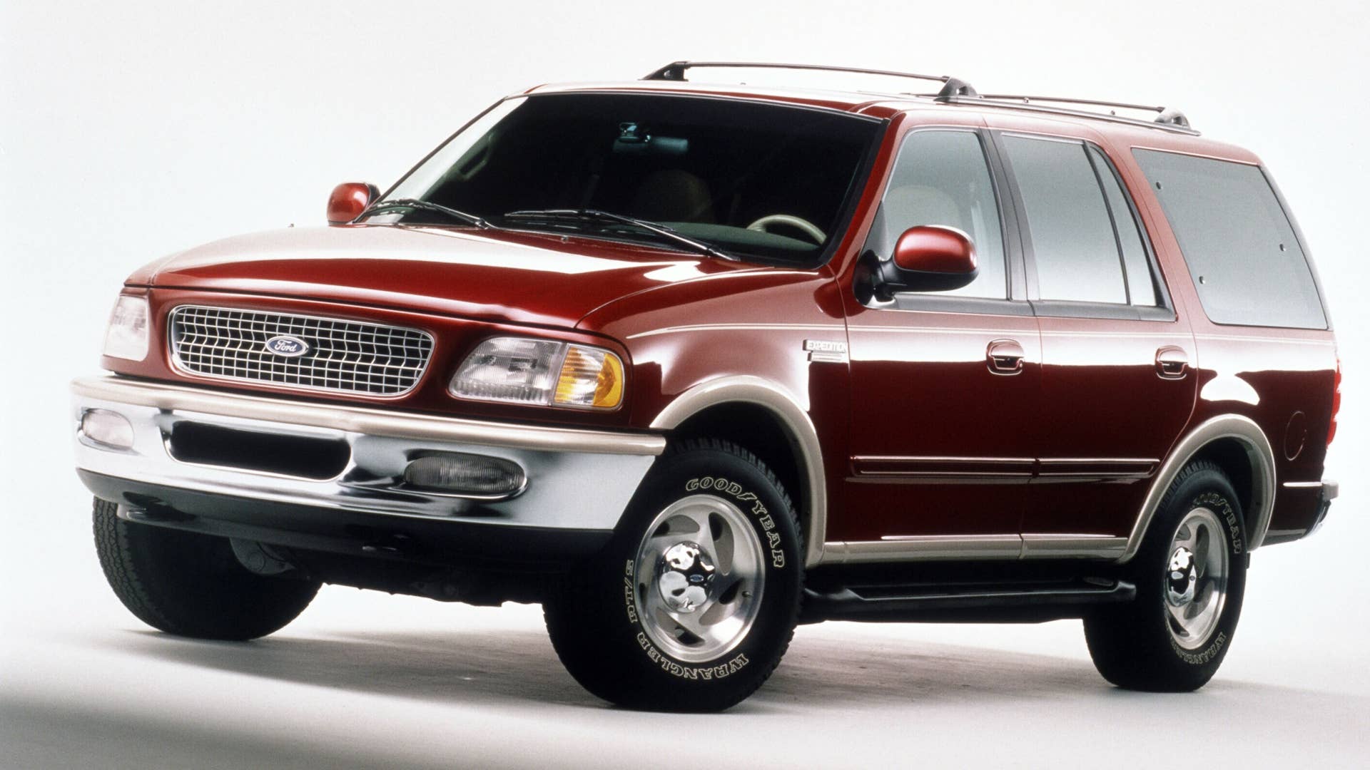 Ford Expedition Turns 30: The SUV That Took On the Suburban - Autoblog