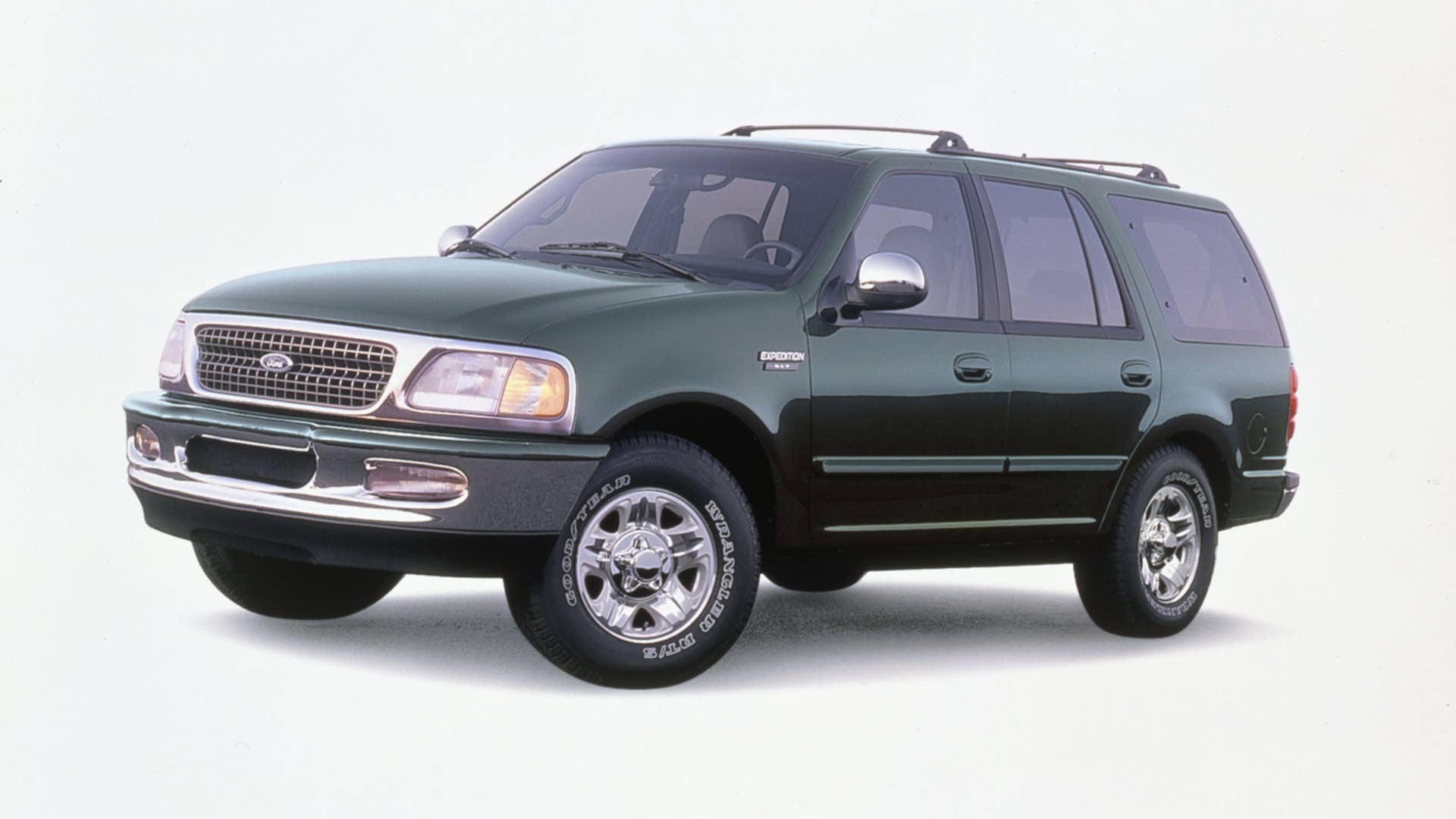 Ford Expedition Turns 30: The SUV That Took On the Suburban - Autoblog