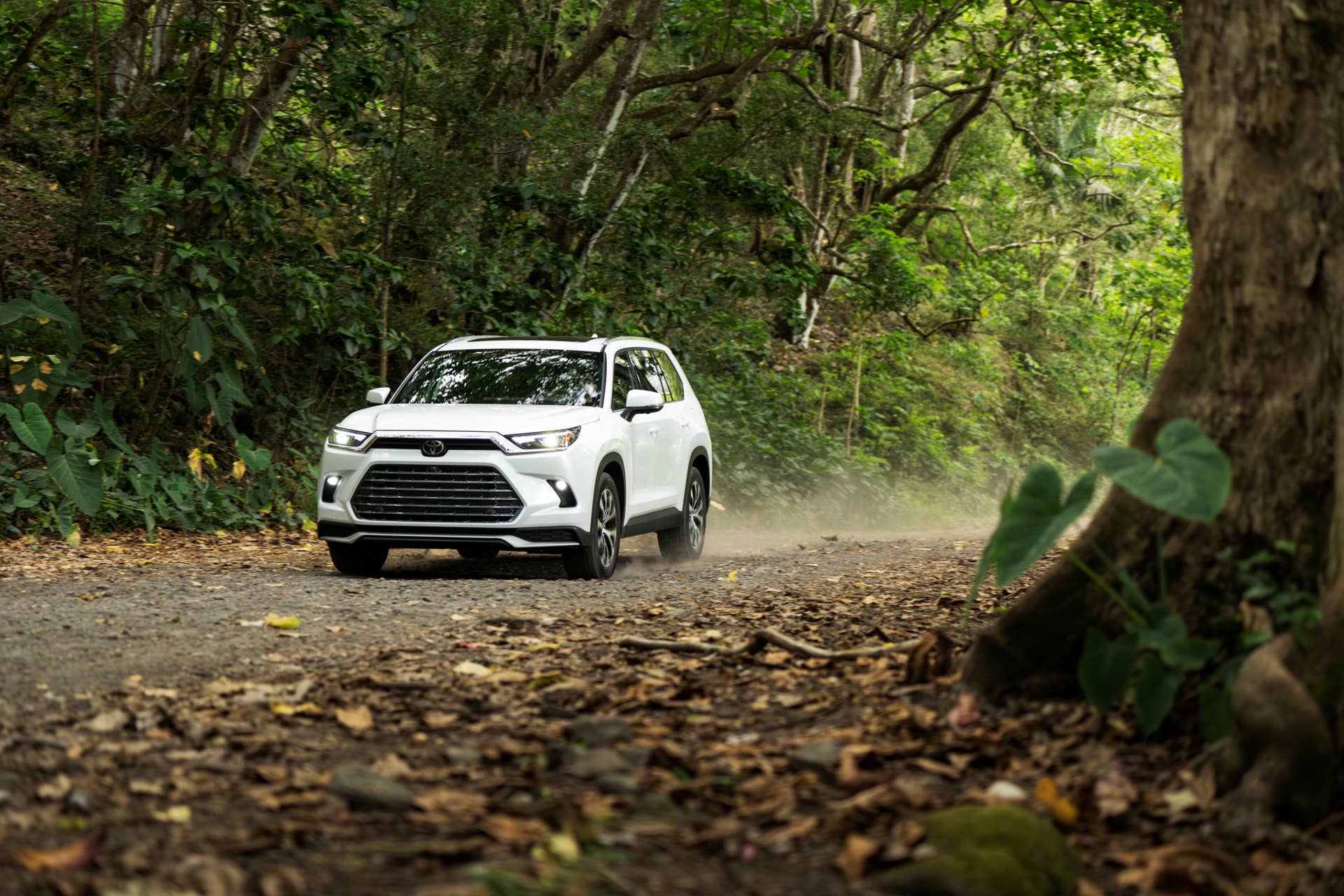 Toyota Offers Hot Grand Highlander Lease Deal For June - Autoblog