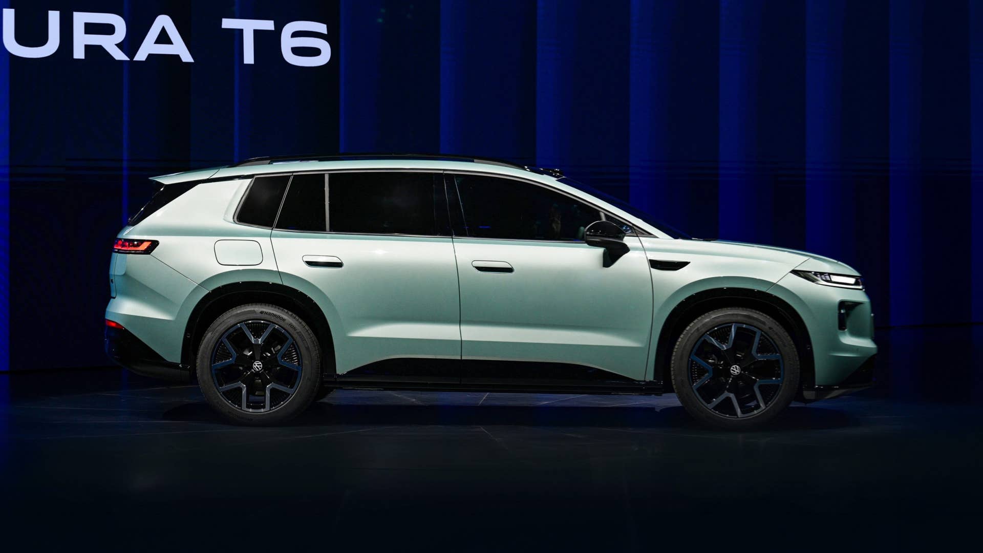 VW's New Flagship Electric Sedan For China Looks Nothing Like a VW ...