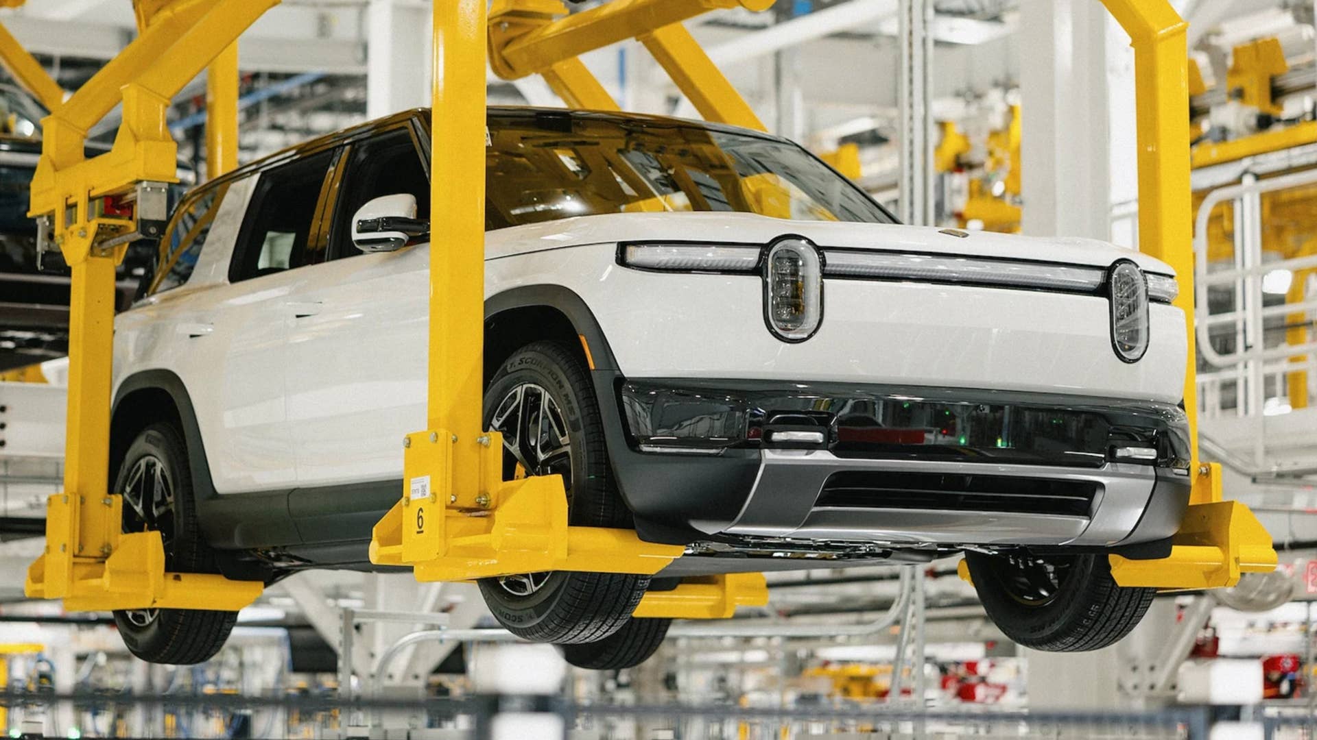Rivian Starts Building the SUV That Could Make or Break the Company ...