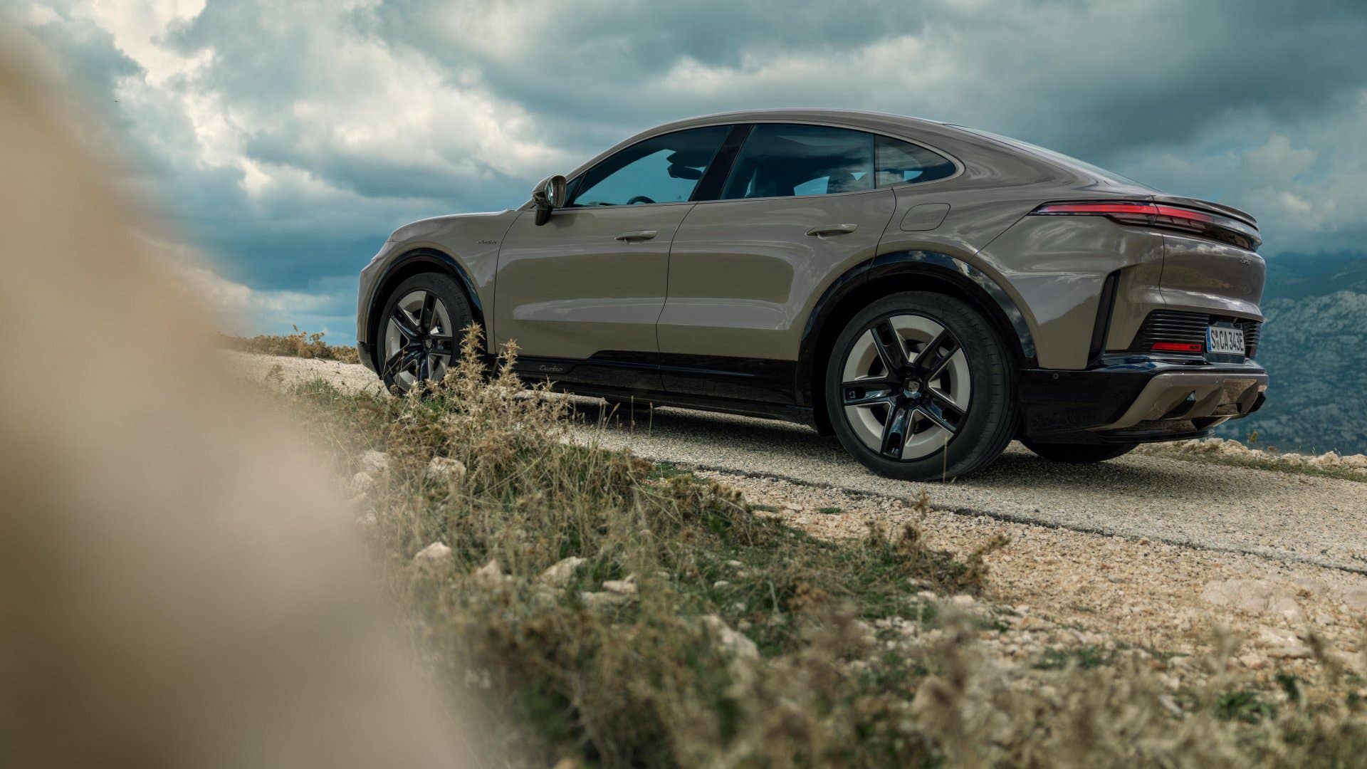 New Porsche Cayenne Coupe EV Debuts With 1,140 HP, Bringing Hypercar ...