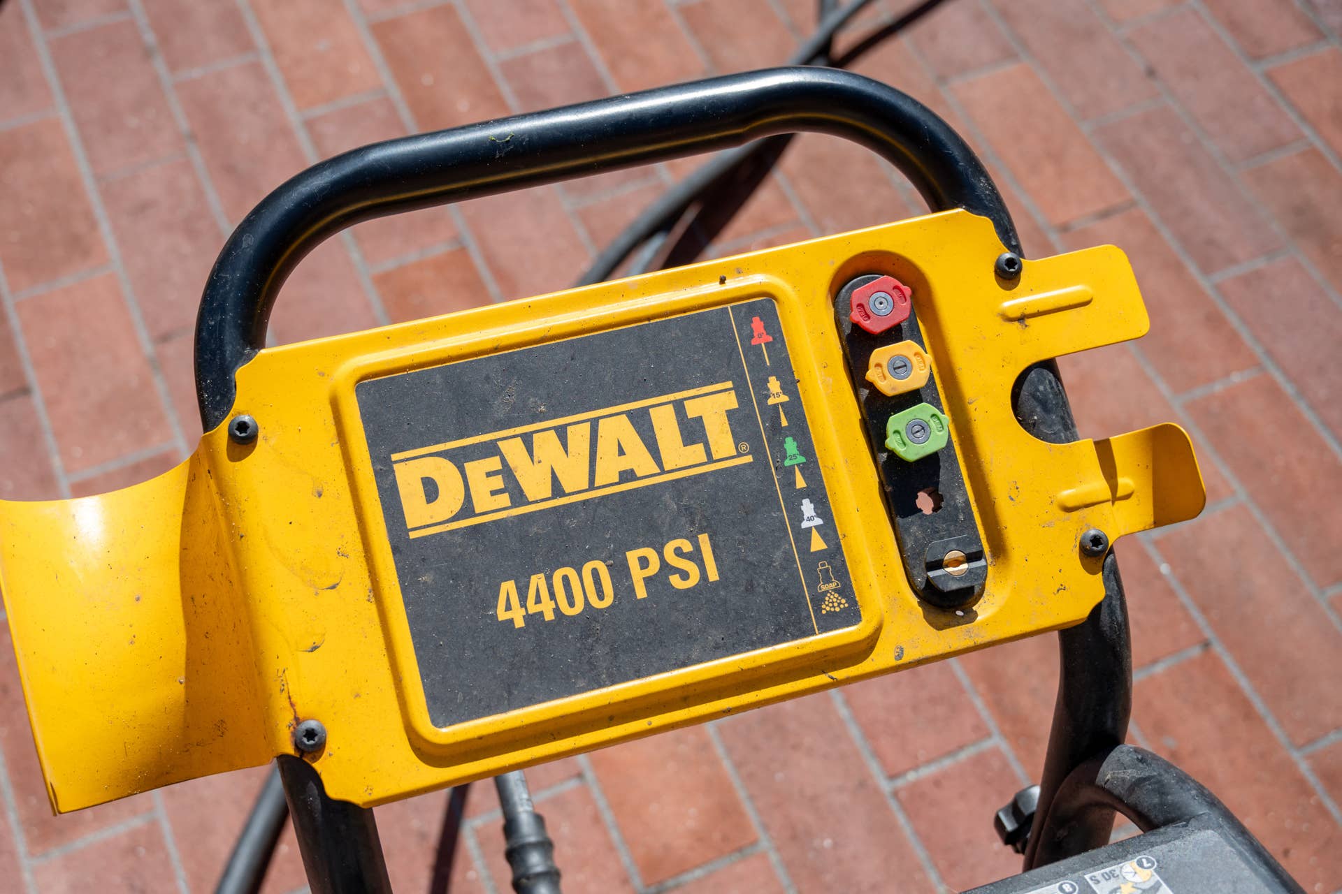 The DeWalt Circular Saw Is 27% Off - Autoblog