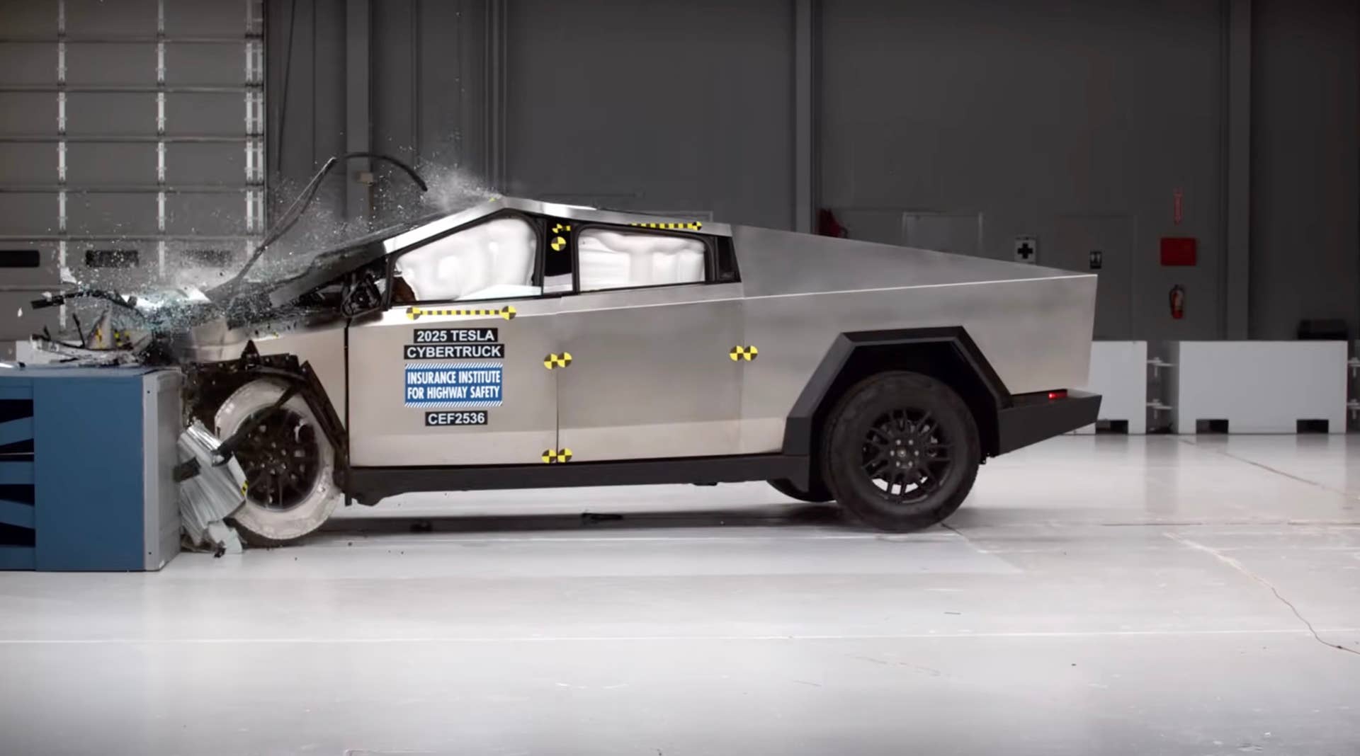 Tesla Cybertruck Vs. Rivian R1T: Which Electric Pickup Is Safest ...