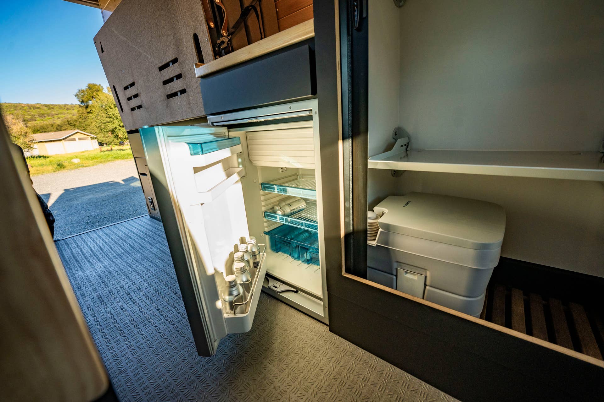 This Mercedes-Benz Van Was Turned Into a $219,000 Luxury Home on Wheels ...