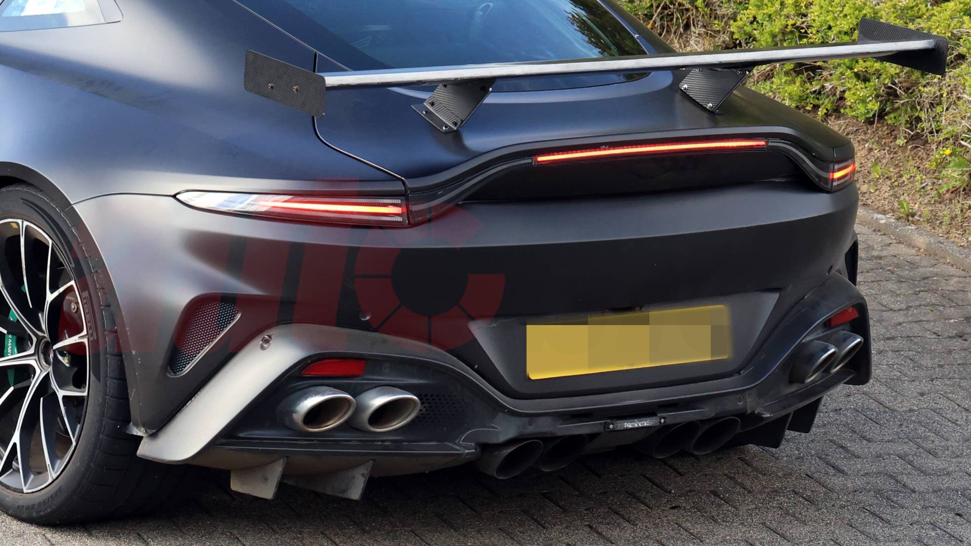 Aston Martin's Wild New Vantage Has Way Too Many Exhaust Tips - Autoblog