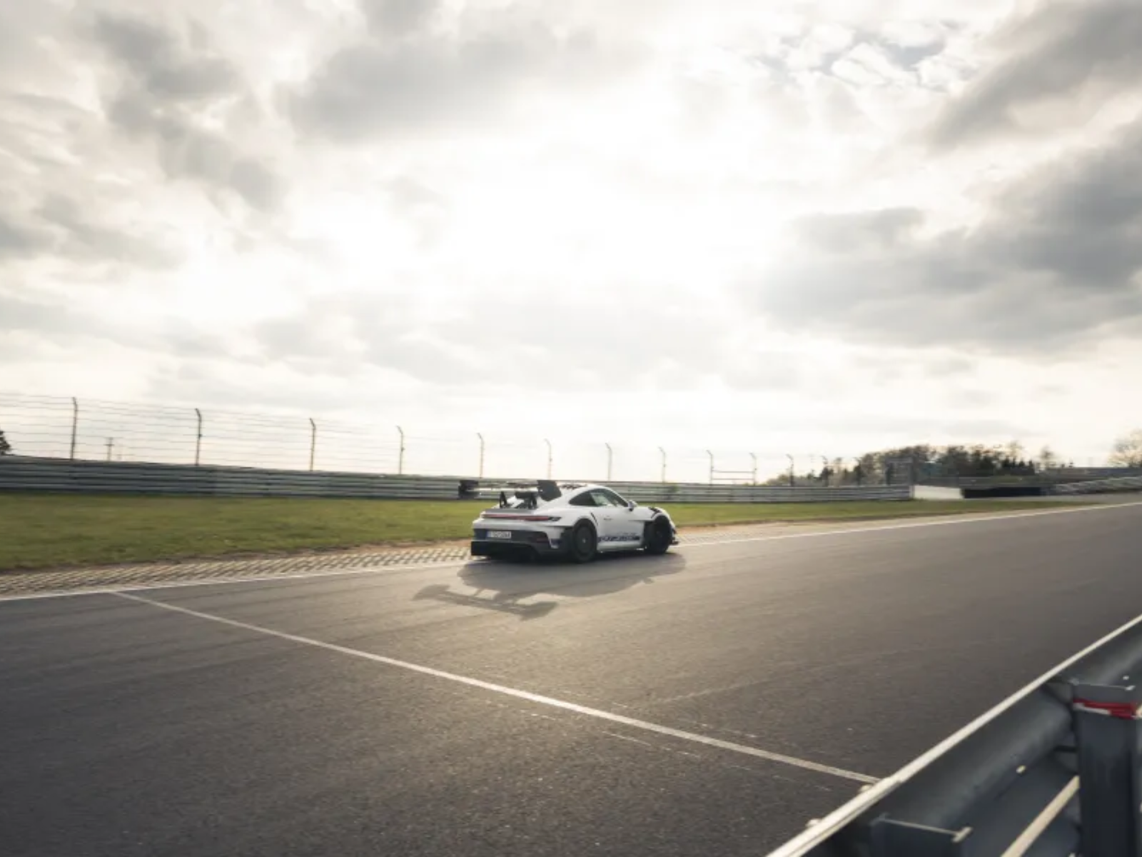 Porsche 911 GT3 RS With Manthey Kit Runs 6:45 Nürburgring Lap, Beating ...
