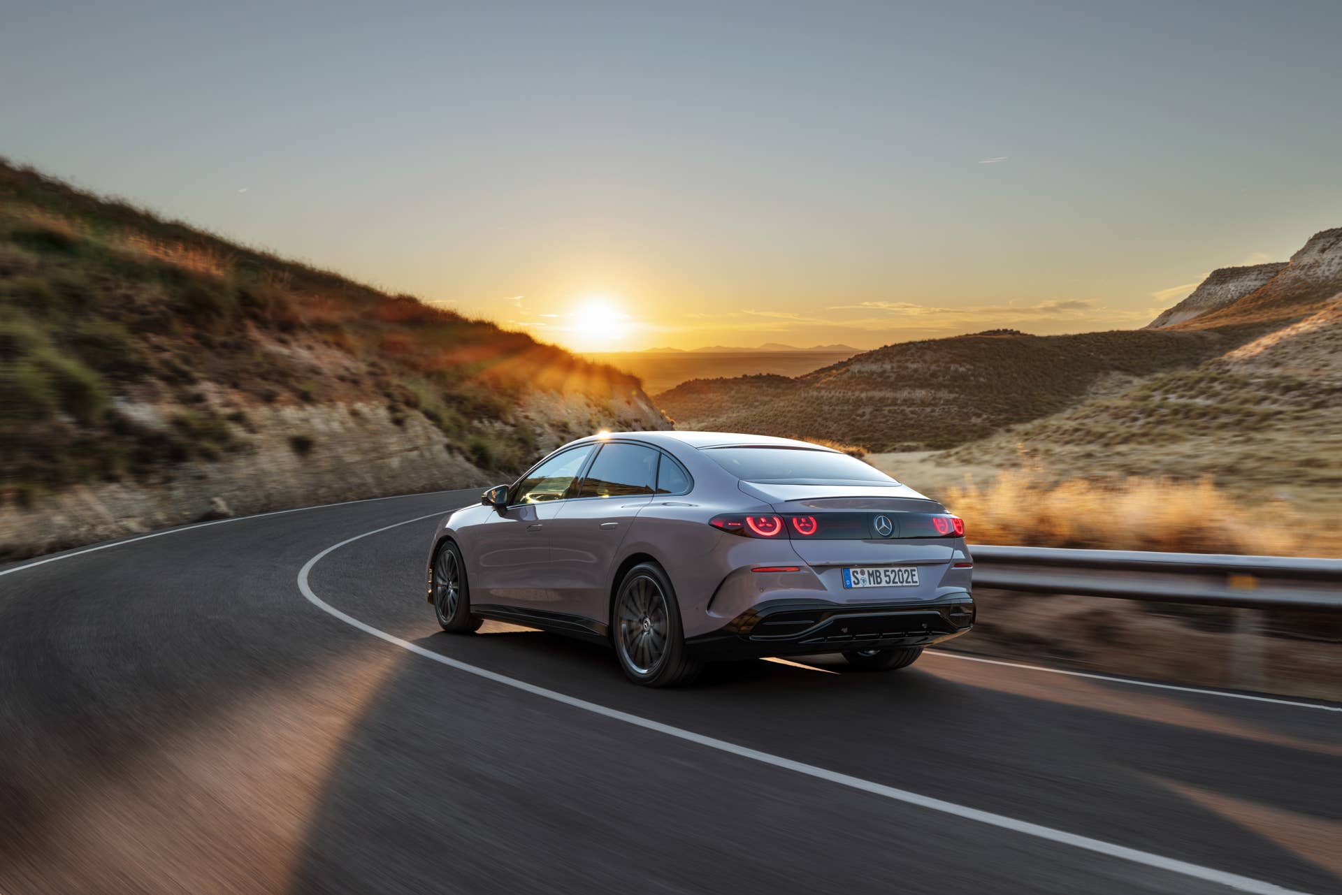 2027 Electric Mercedes C-Class Debuts With S-Class Comfort and Fastback ...