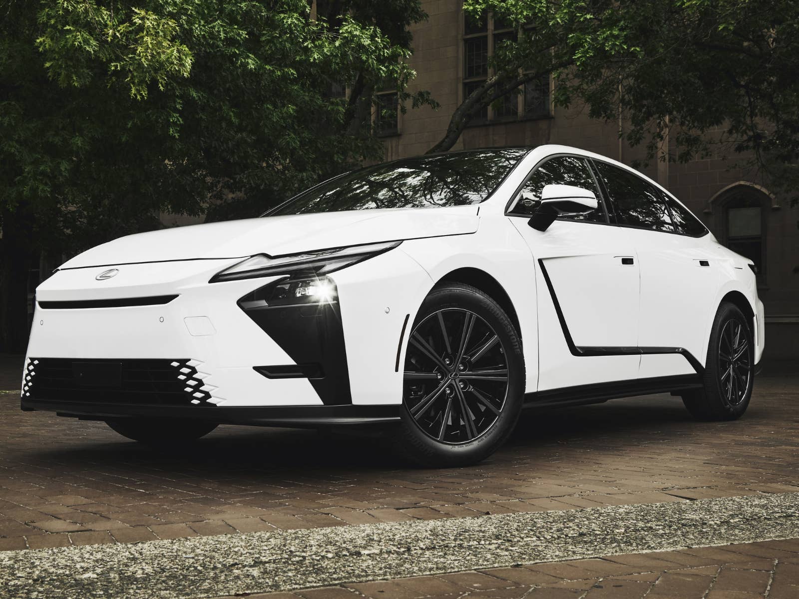 Lexus ES Hybrid Starts at $51K and Arrives in June - Autoblog