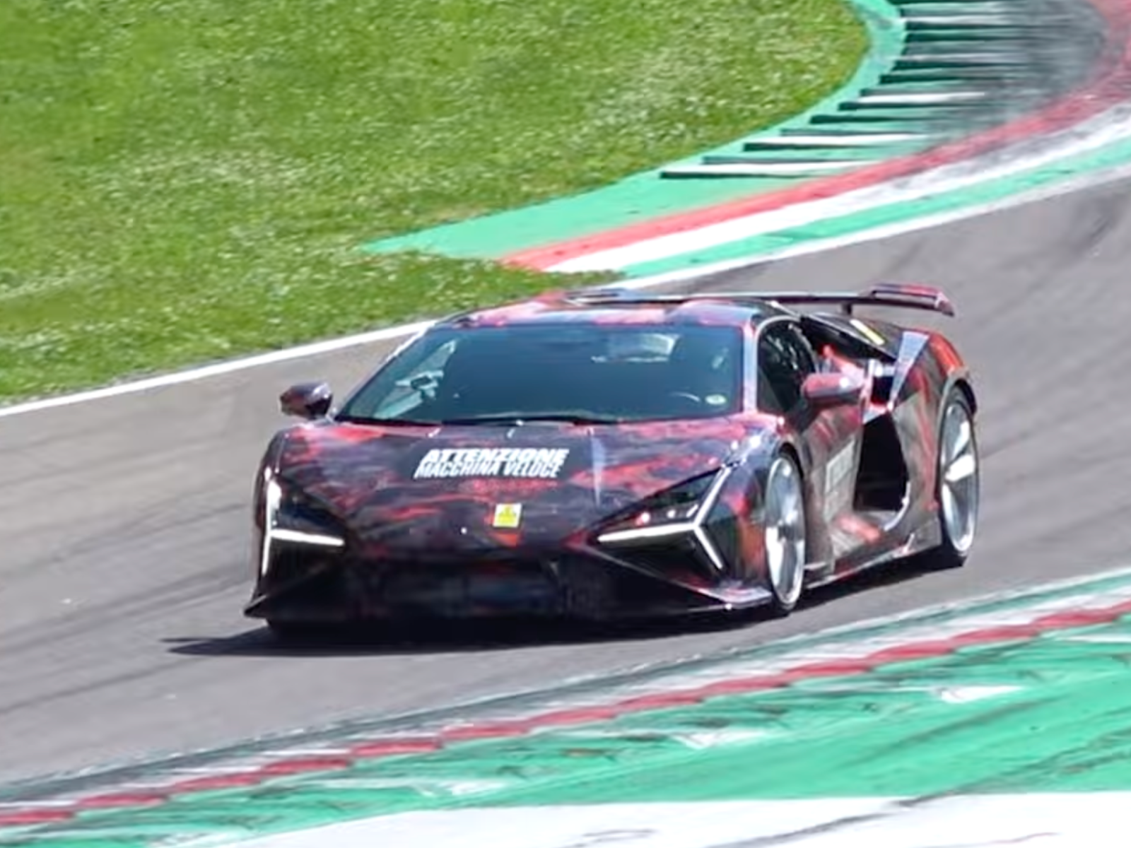 Lamborghini Revuelto SV Spotted Testing at Imola With Fixed Wing and ...