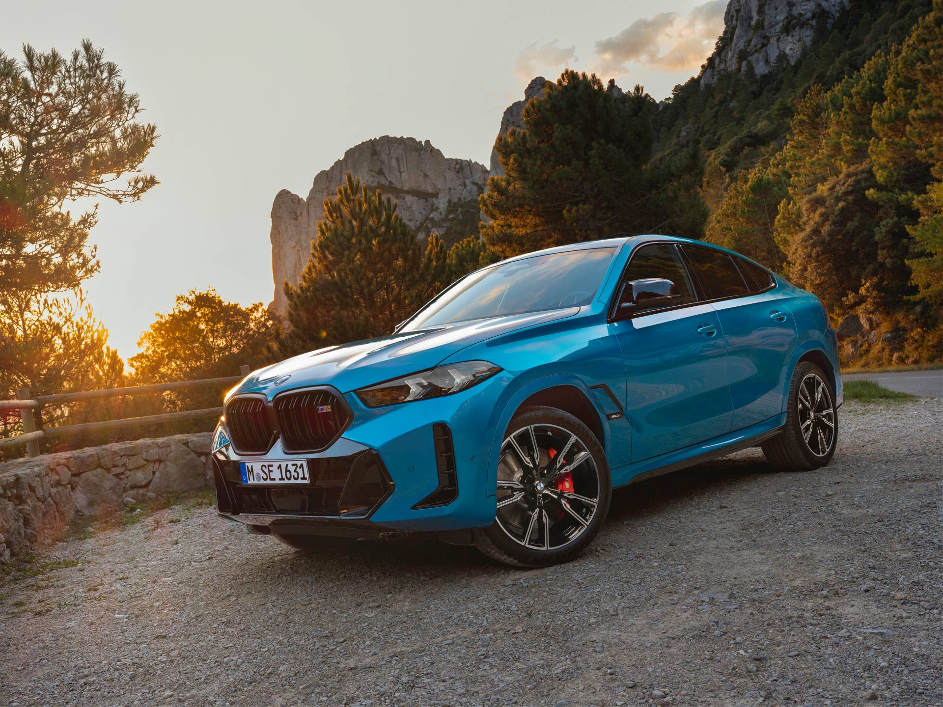 BMW X6's Irresistible May Lease Deals Are Now Live - Autoblog
