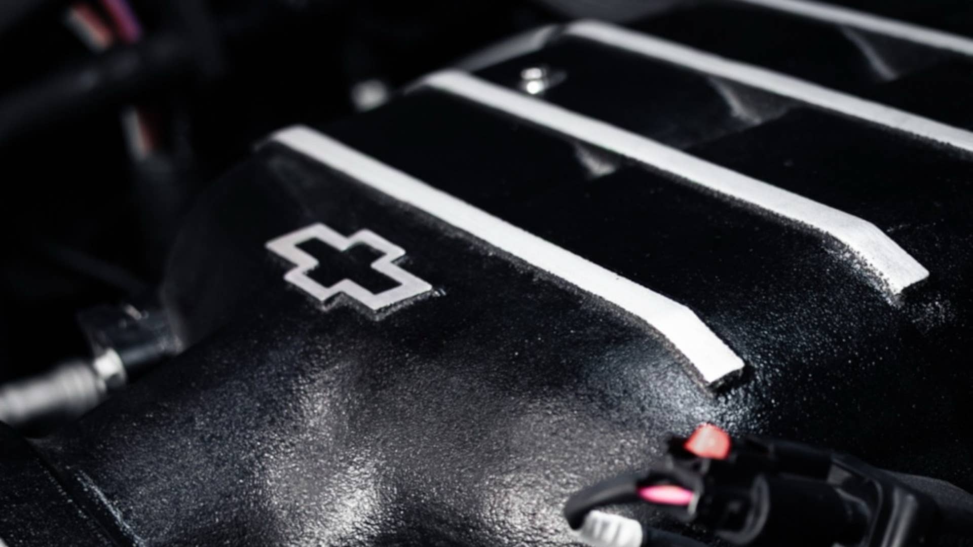 Chevy Teases “Big” New V8 Engine That Could Take On the Raptor R - Autoblog