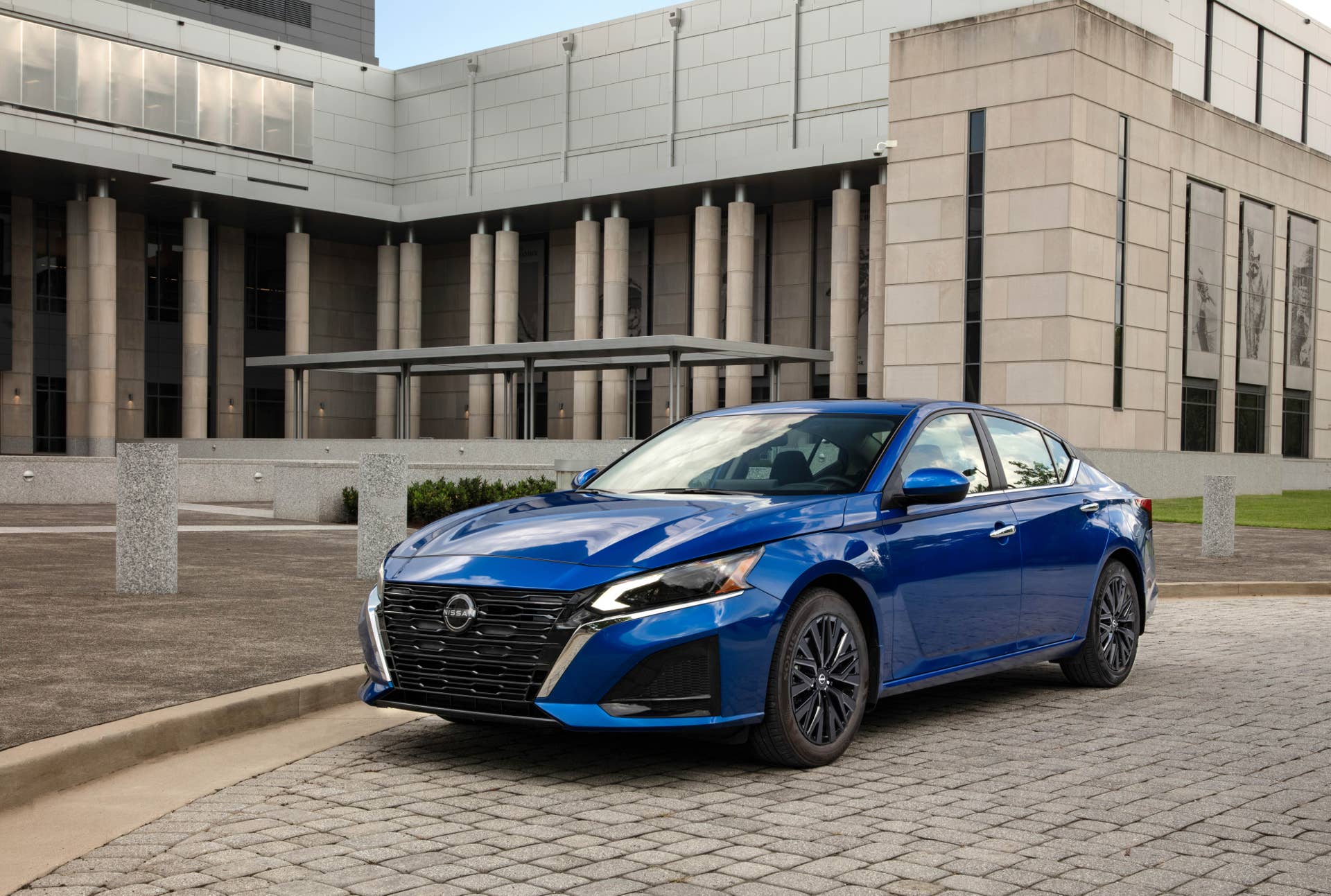 Toyota Camry Vs. Nissan Altima Safety: One Sedan Is Miles Ahead - Autoblog