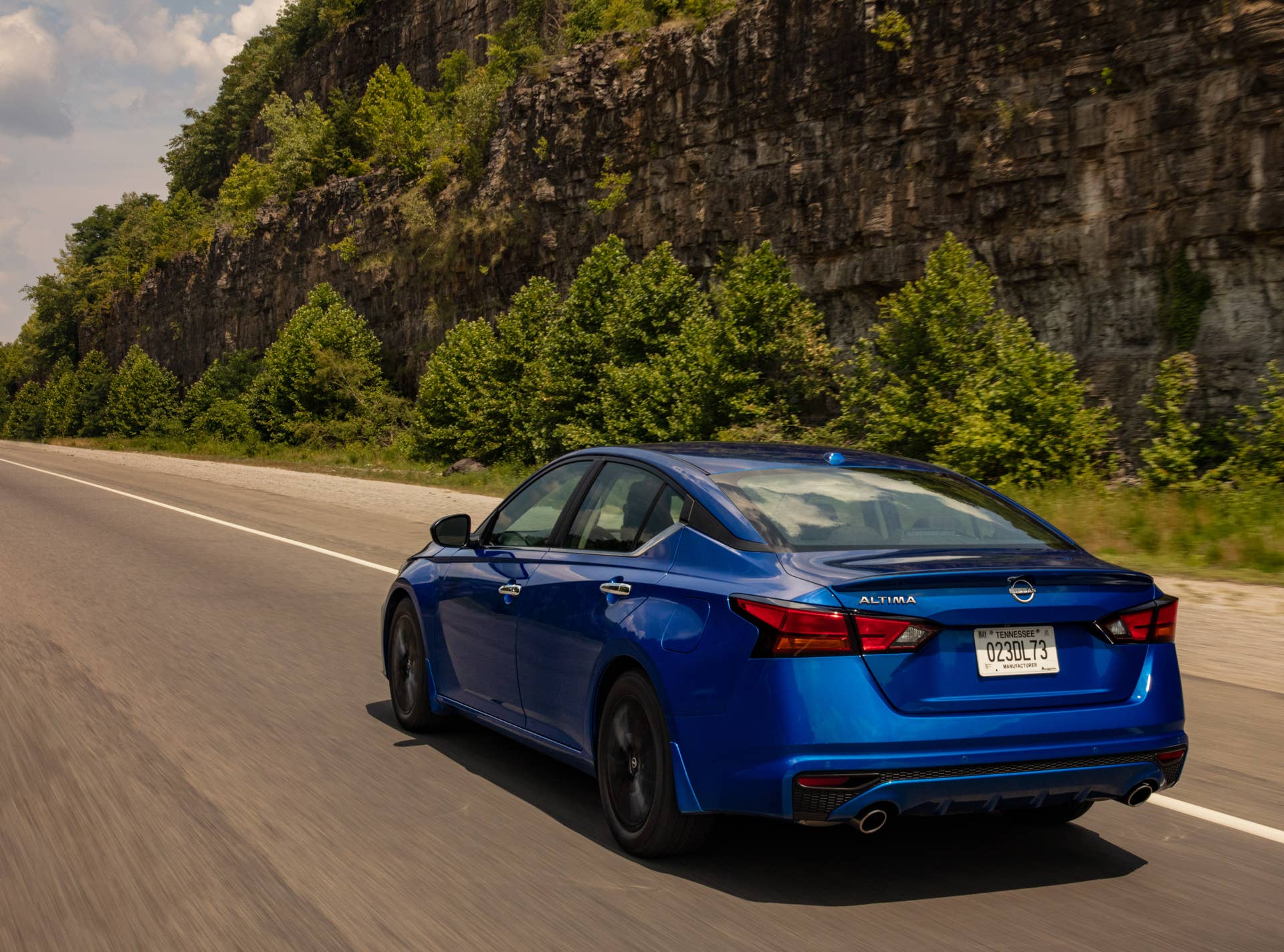 2025 Nissan Altima Review, Specs, Pricing, and Warranty - Autoblog