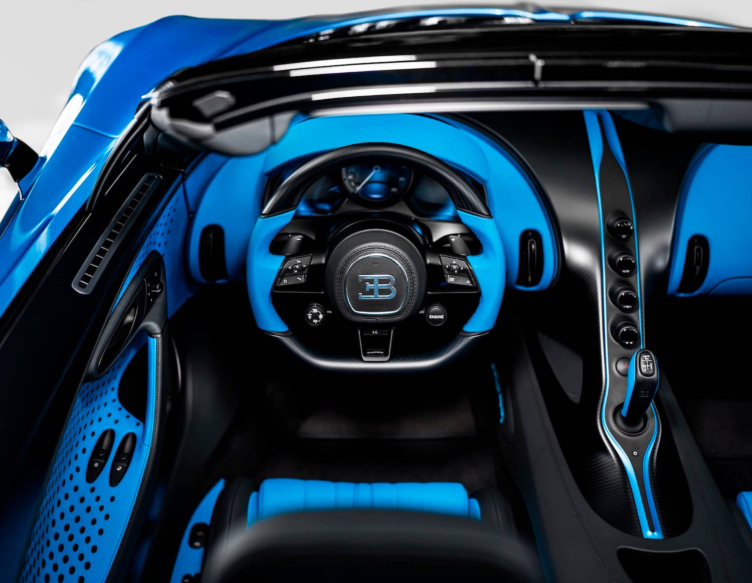 Bugatti W16 Mistral “Fly Bug” Is Inspired by a Dragonfly - Autoblog