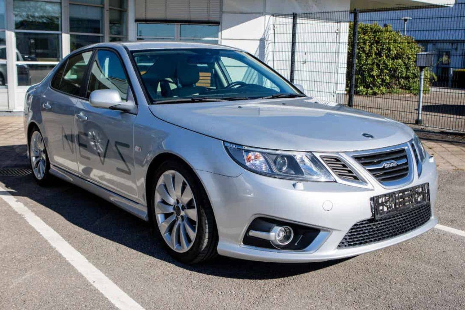 Saab Auction Offers One Final Chance To Buy A ‘Brand-New’ 9-3 - Autoblog