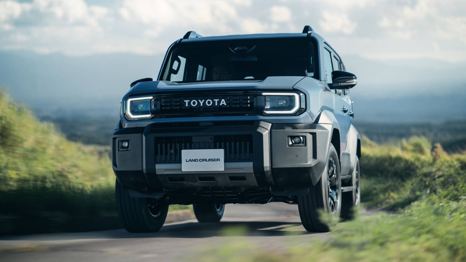 Toyota Land Cruiser FJ Is A $28,500 Off-Roader America Still Can’t Buy ...