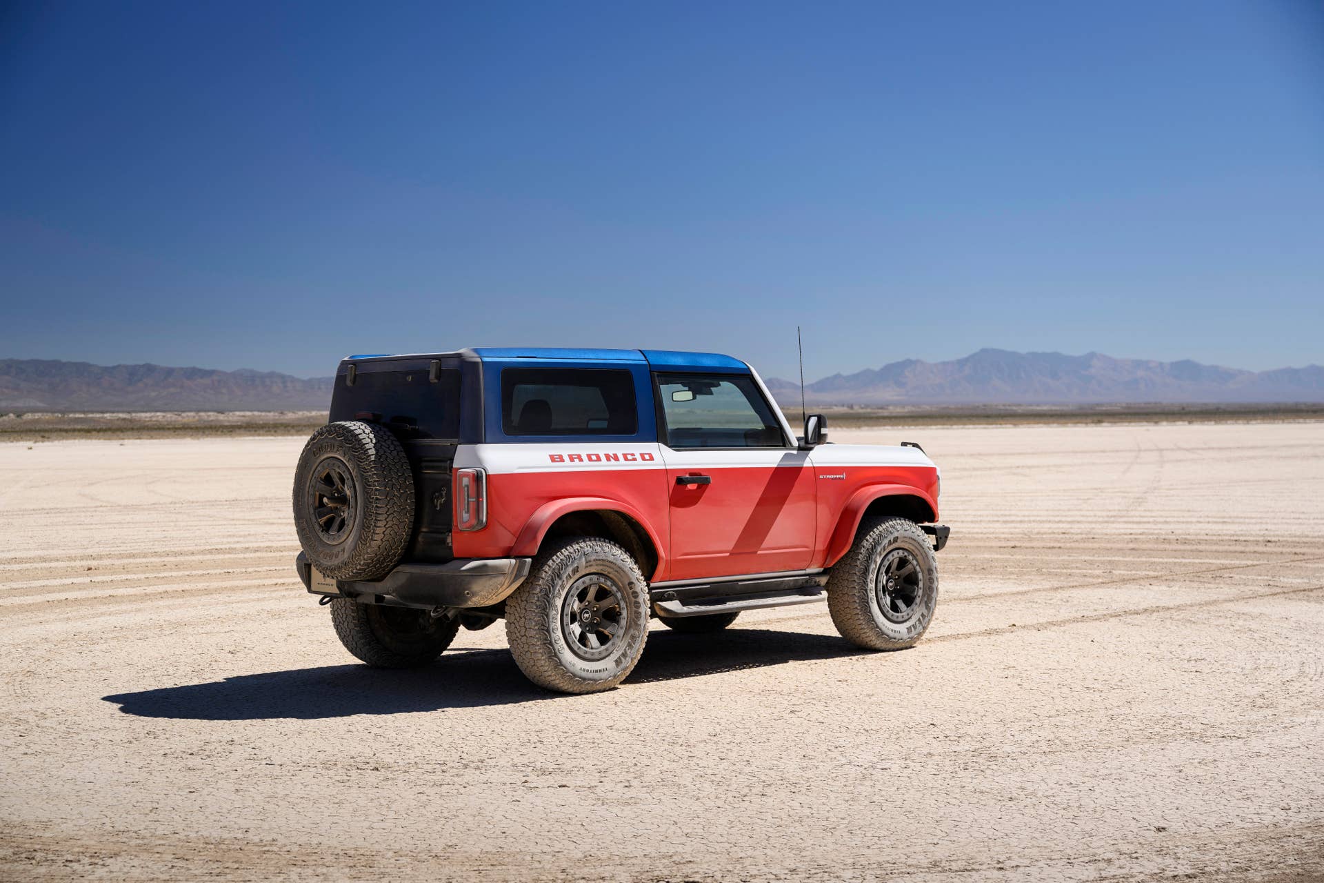 2026 Ford Bronco Review, Specs, Pricing, and Warranty - Autoblog