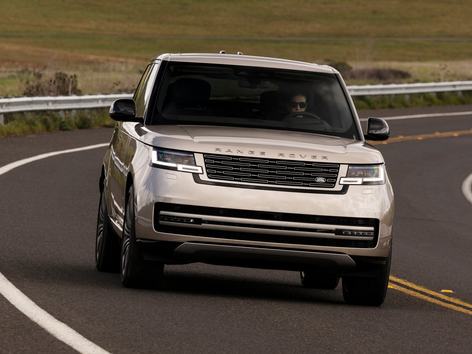 Land Rover's Reliability Problems Are Now Costing JLR Serious Money ...